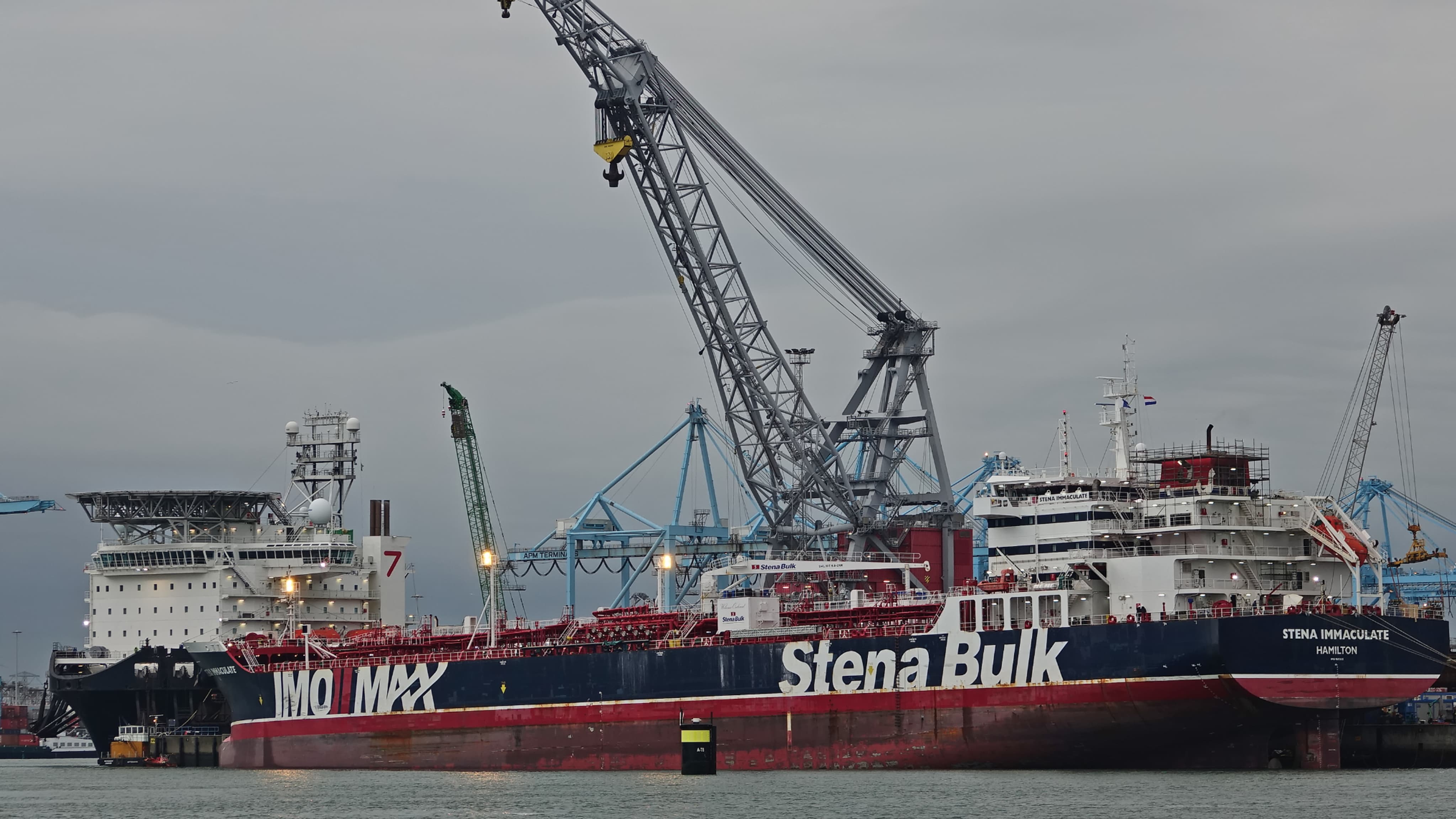 Collision entre un pétrolier et un cargo en mer du Nord: 36 marins ...