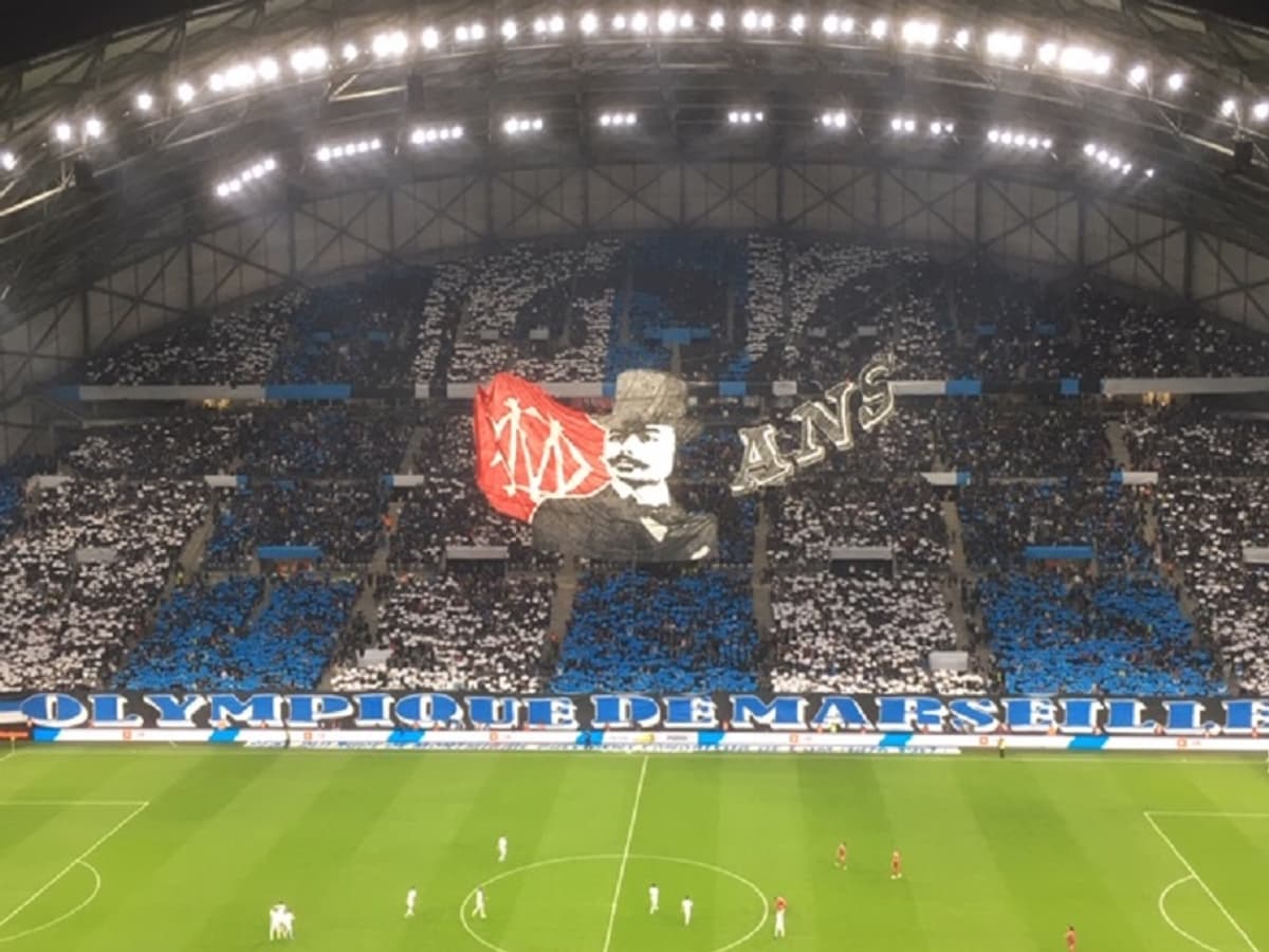 OM-OL: le superbe tifo géant au Vélodrome pour les 120 ans du club
