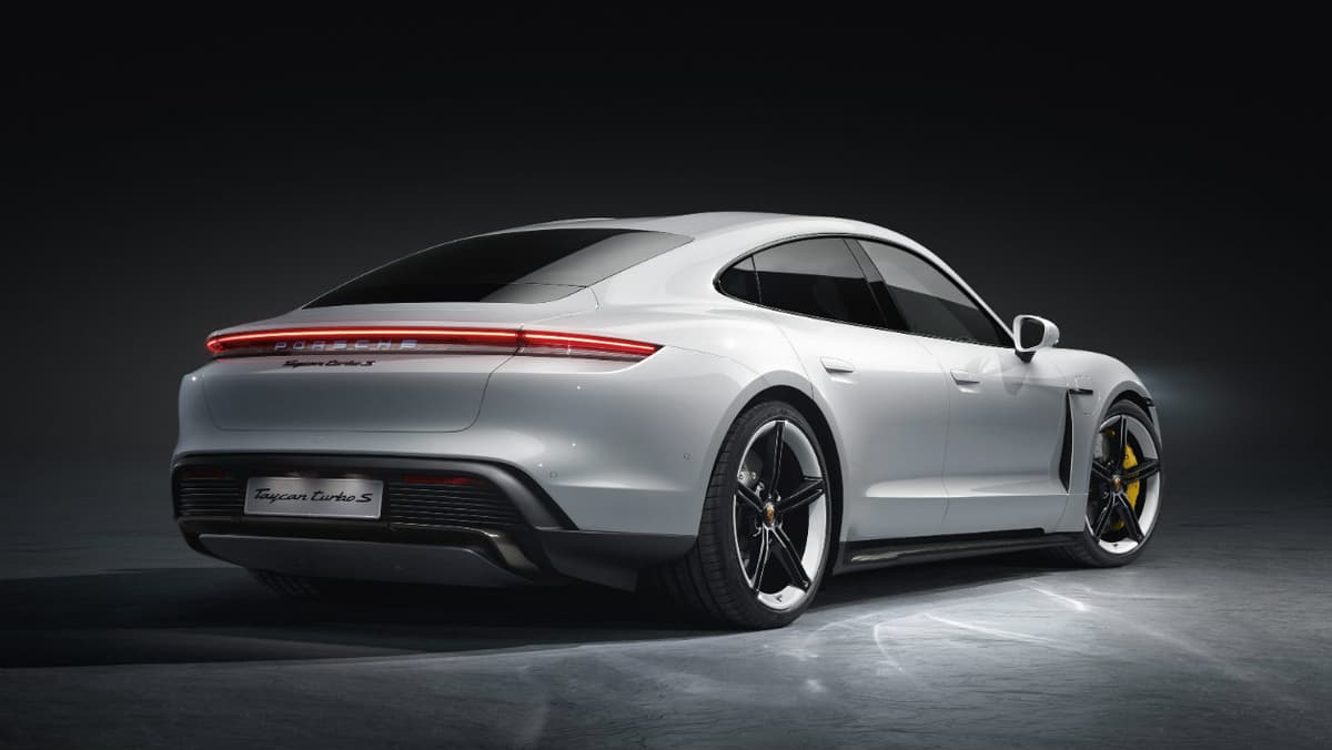 Voici la Taycan, la première Porsche 100% électrique