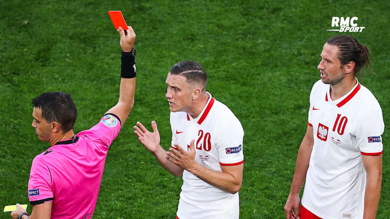 Football : Comment les cartons jaunes et rouges ont été intronisés