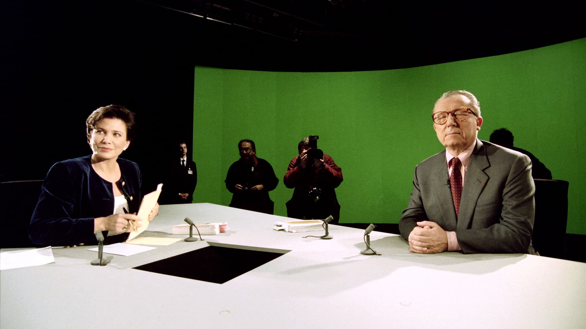 "Très étonnant et intense": Anne Sinclair se souvient du renoncement de Jacques Delors à la ...