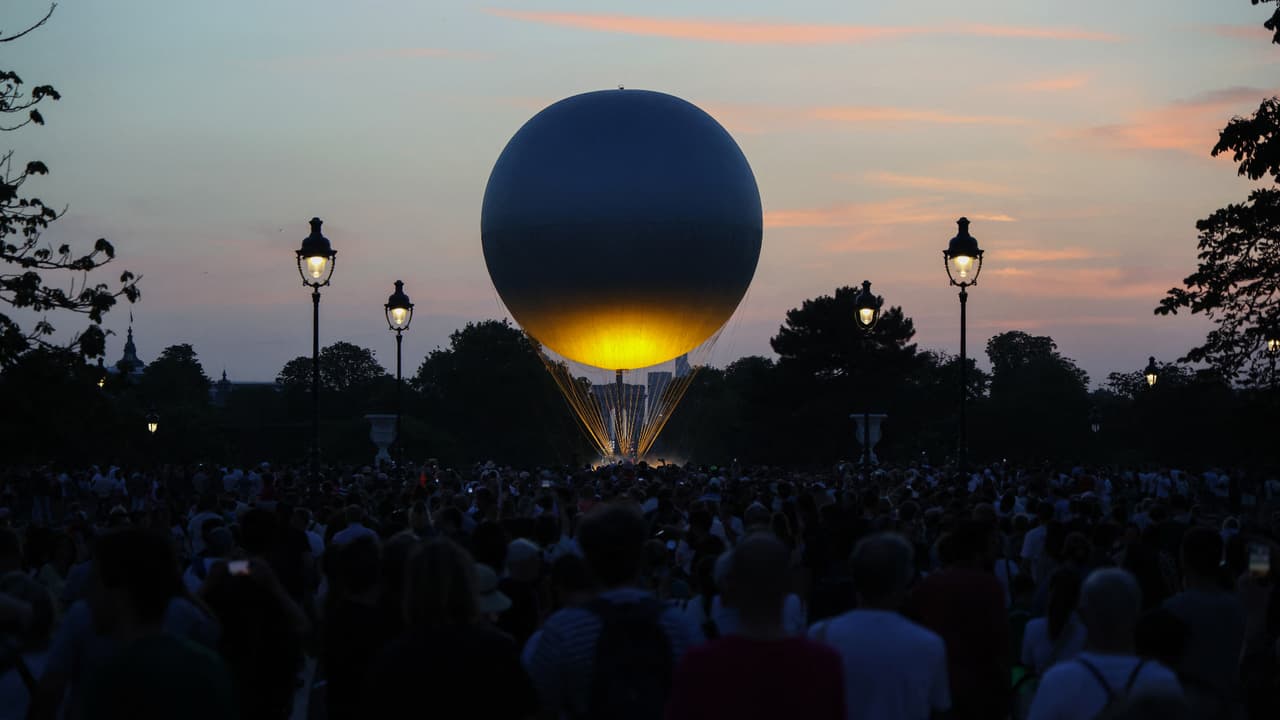Paris: la vasque olympique va-t-elle rester dans le jardin des ...