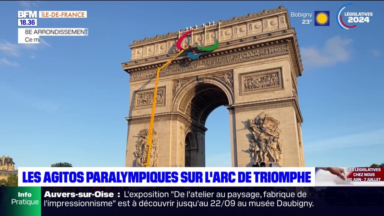 Paris: les agitos paralympiques accrochés sur l’Arc de triomphe