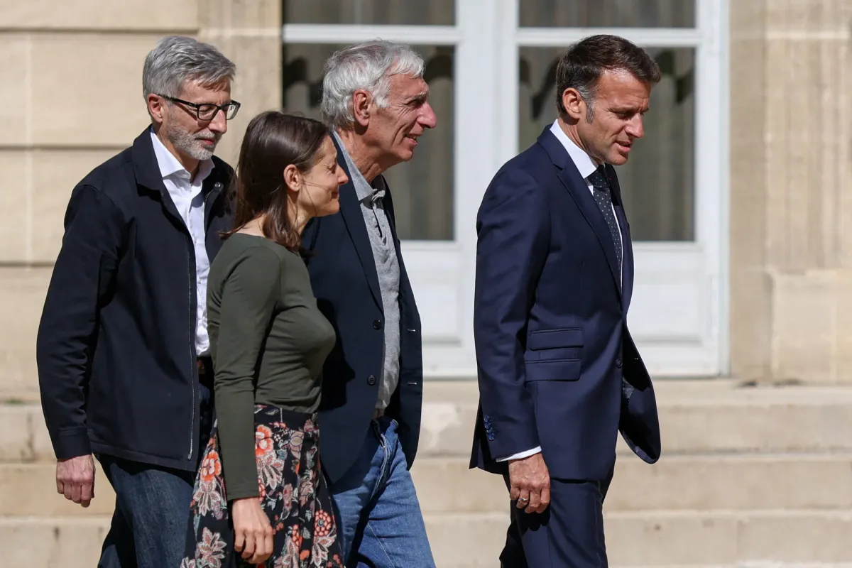 L'ambassadeur de France en Iran assure qu'il n'y a "pas eu d'échange ...