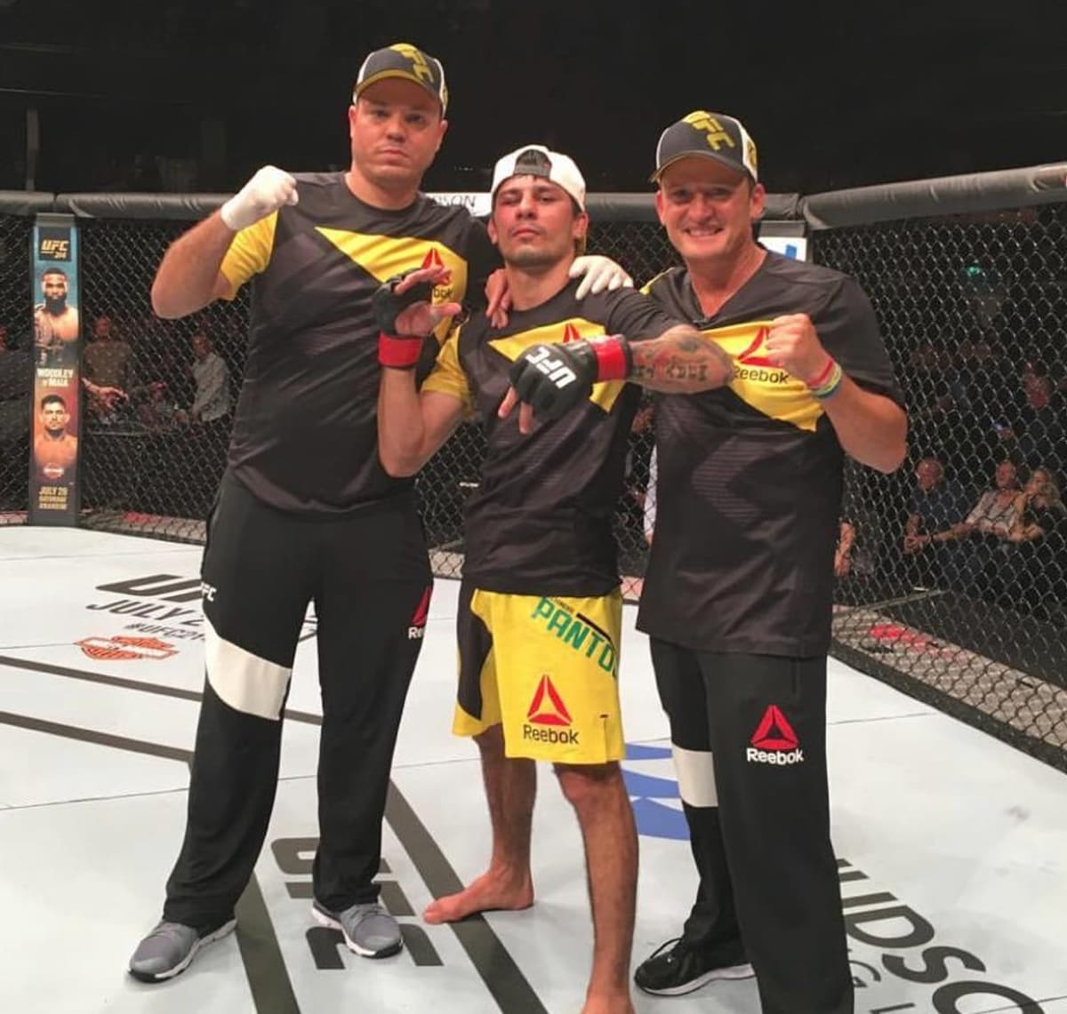UFC 296: Woirin-Pantoja, quand le coach français menait le futur ...