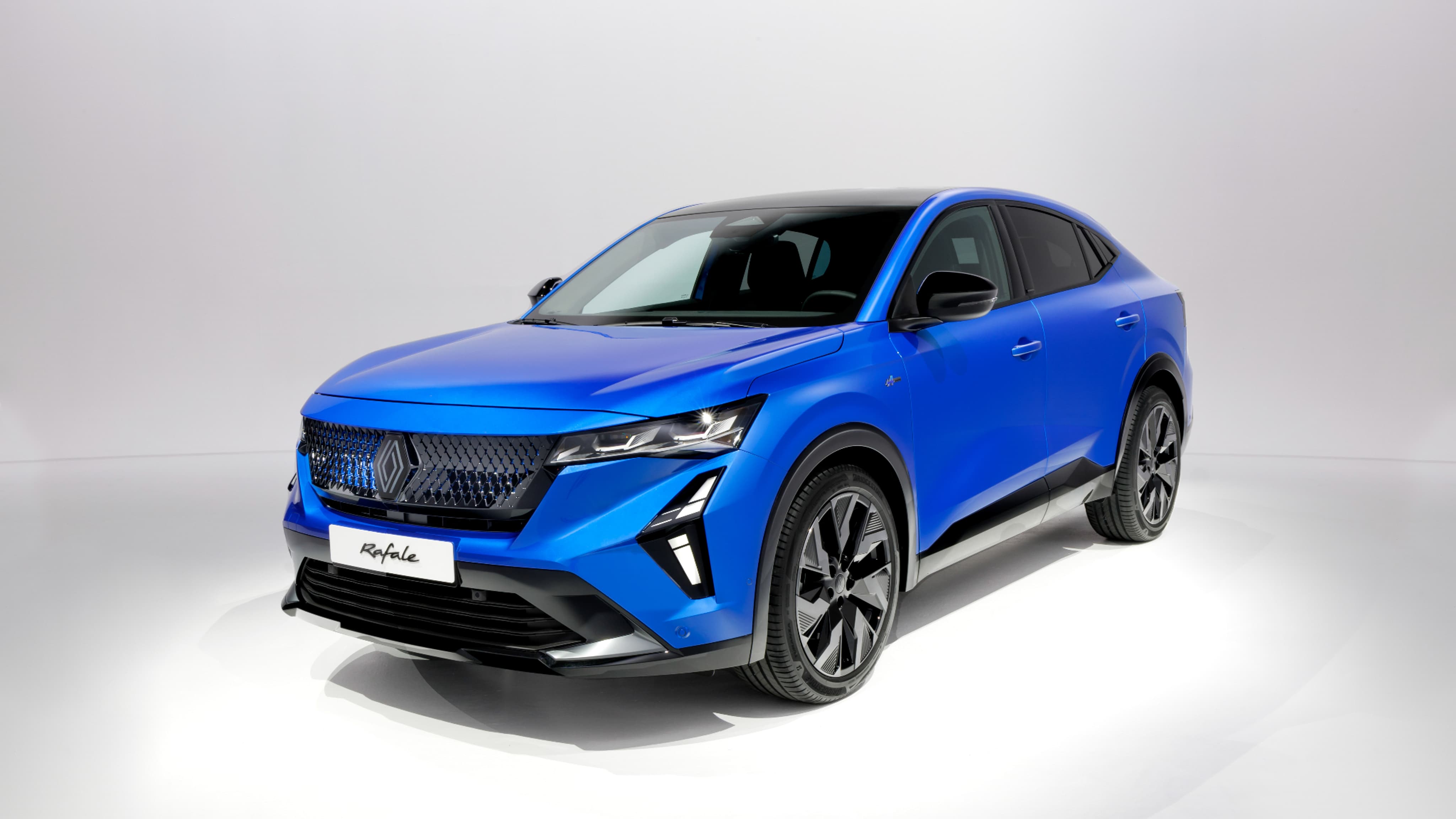 Le Renault Rafale devient le véhicule officiel du président de la ...