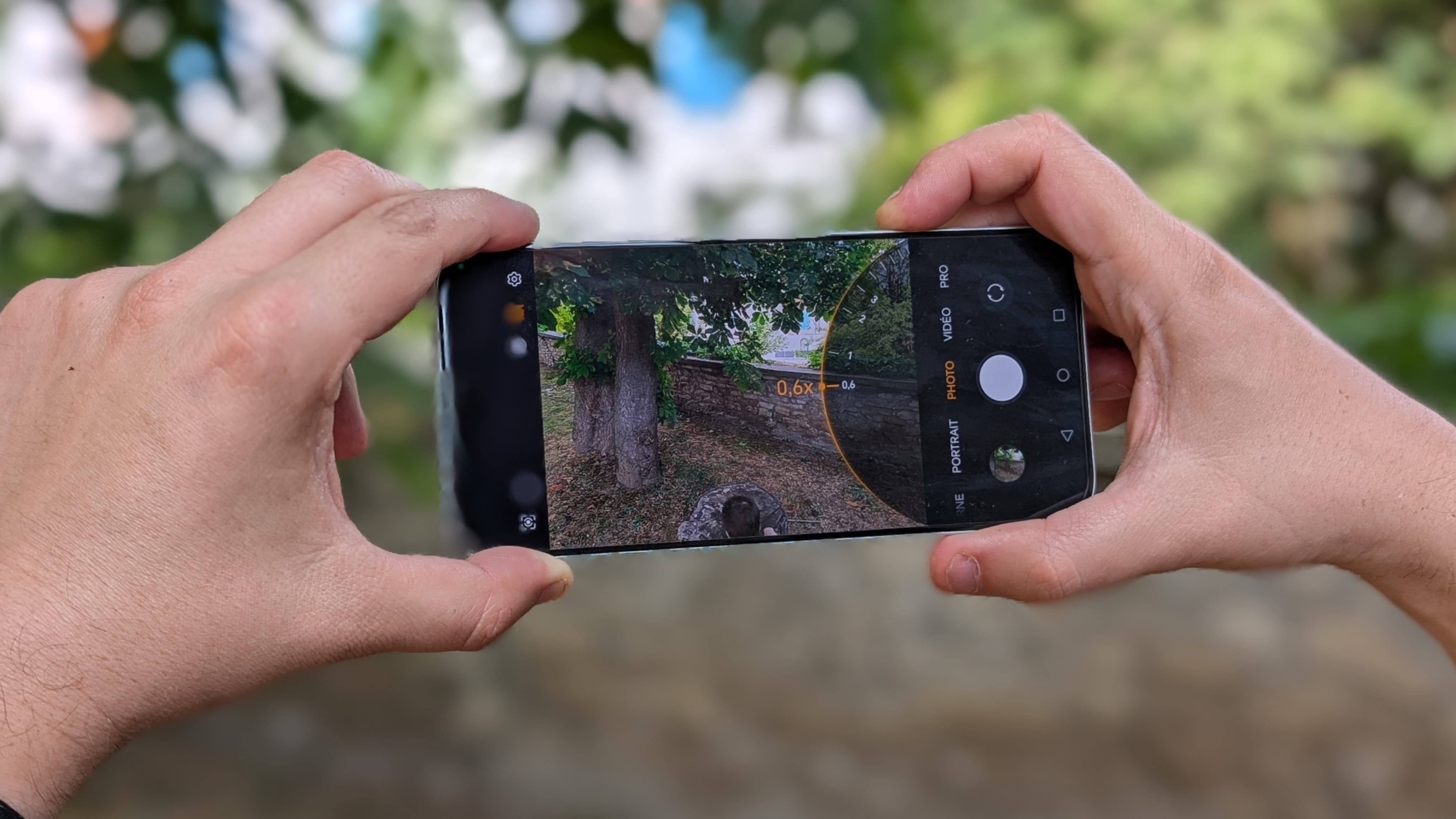 Le meilleur smartphone à moins de 300 euros? Nous avons testé le HONOR ...