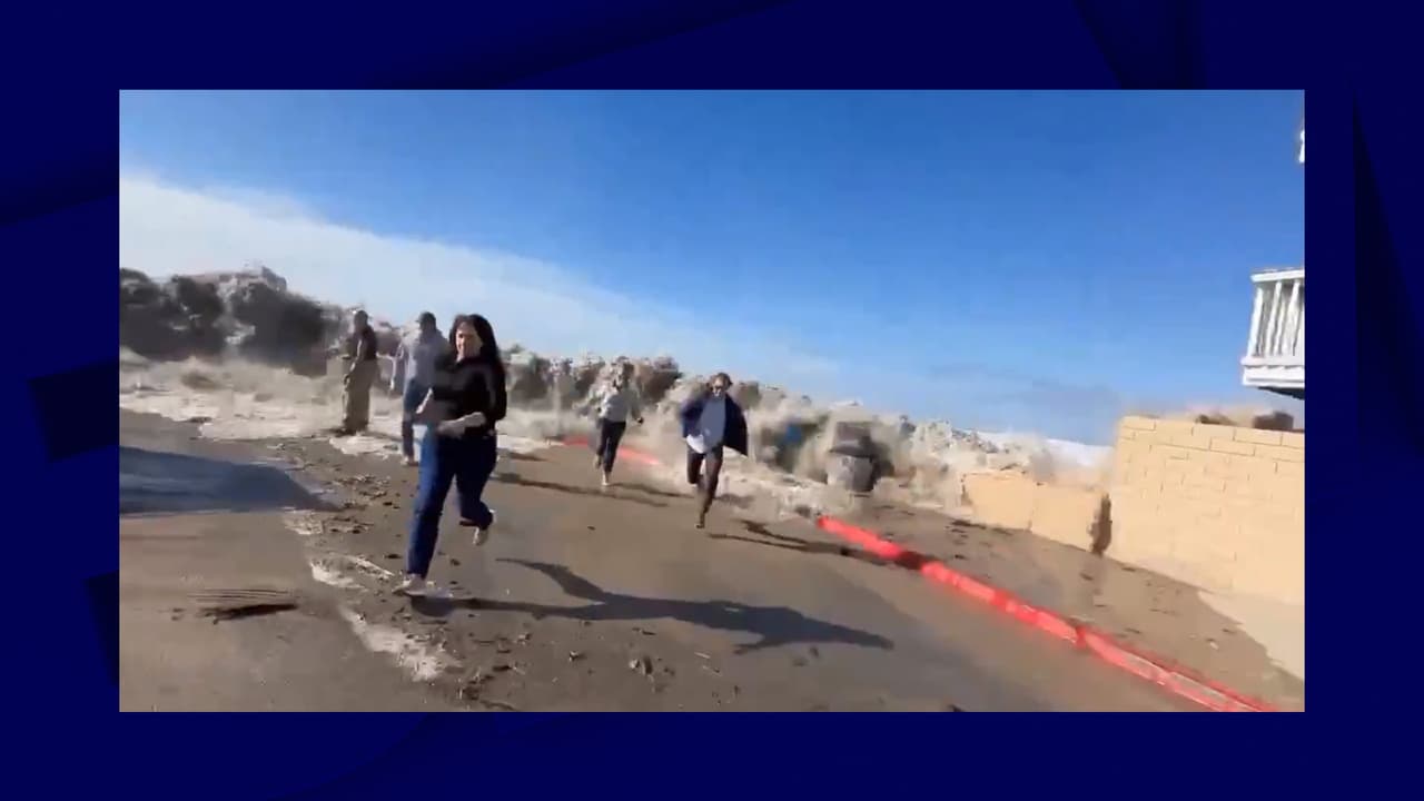 États-Unis: les images des vagues impressionnantes en Californie