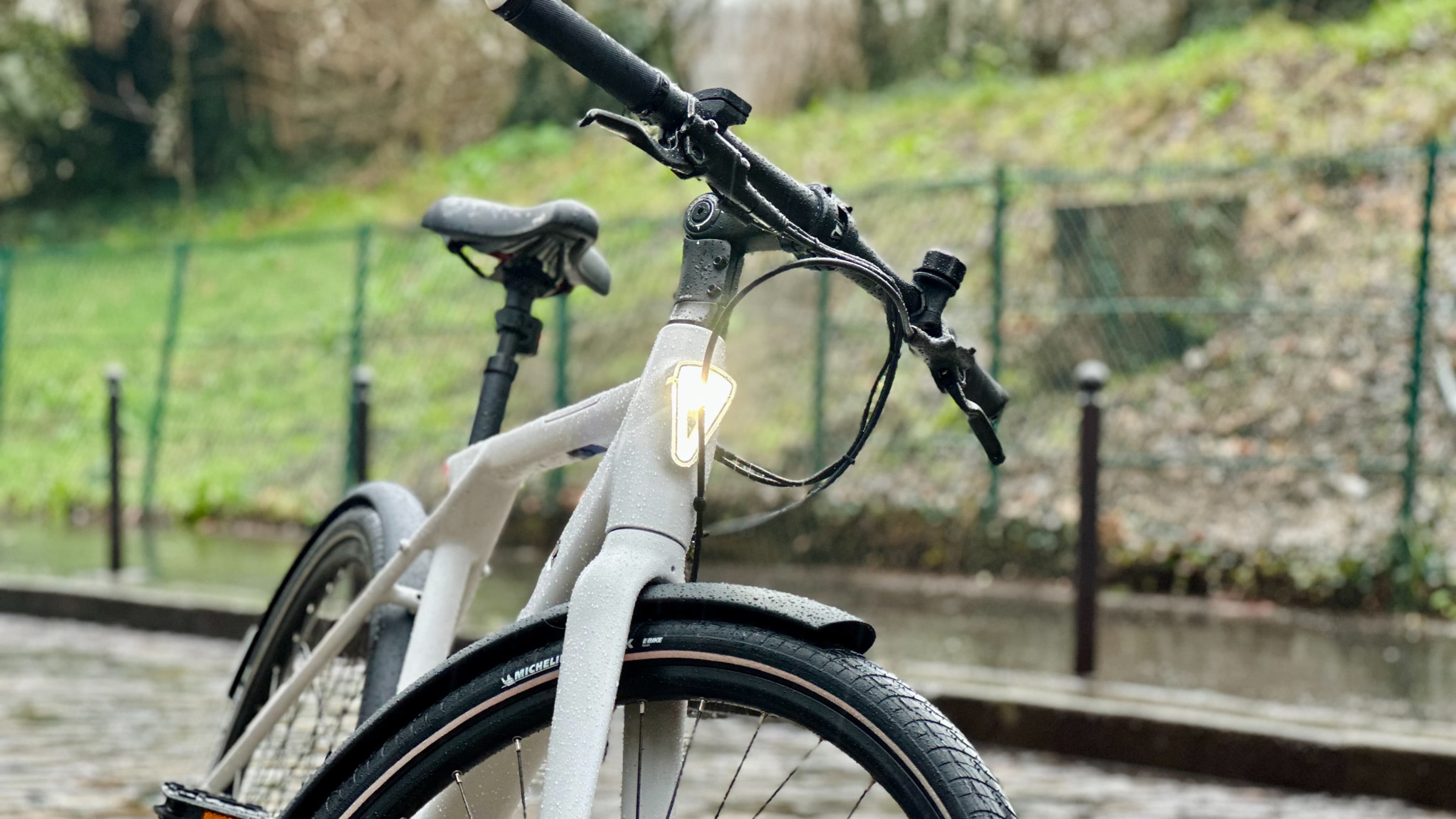 Le vrai remplaçant d'Angell? Notre avis sur le vélo électrique E1 d ...