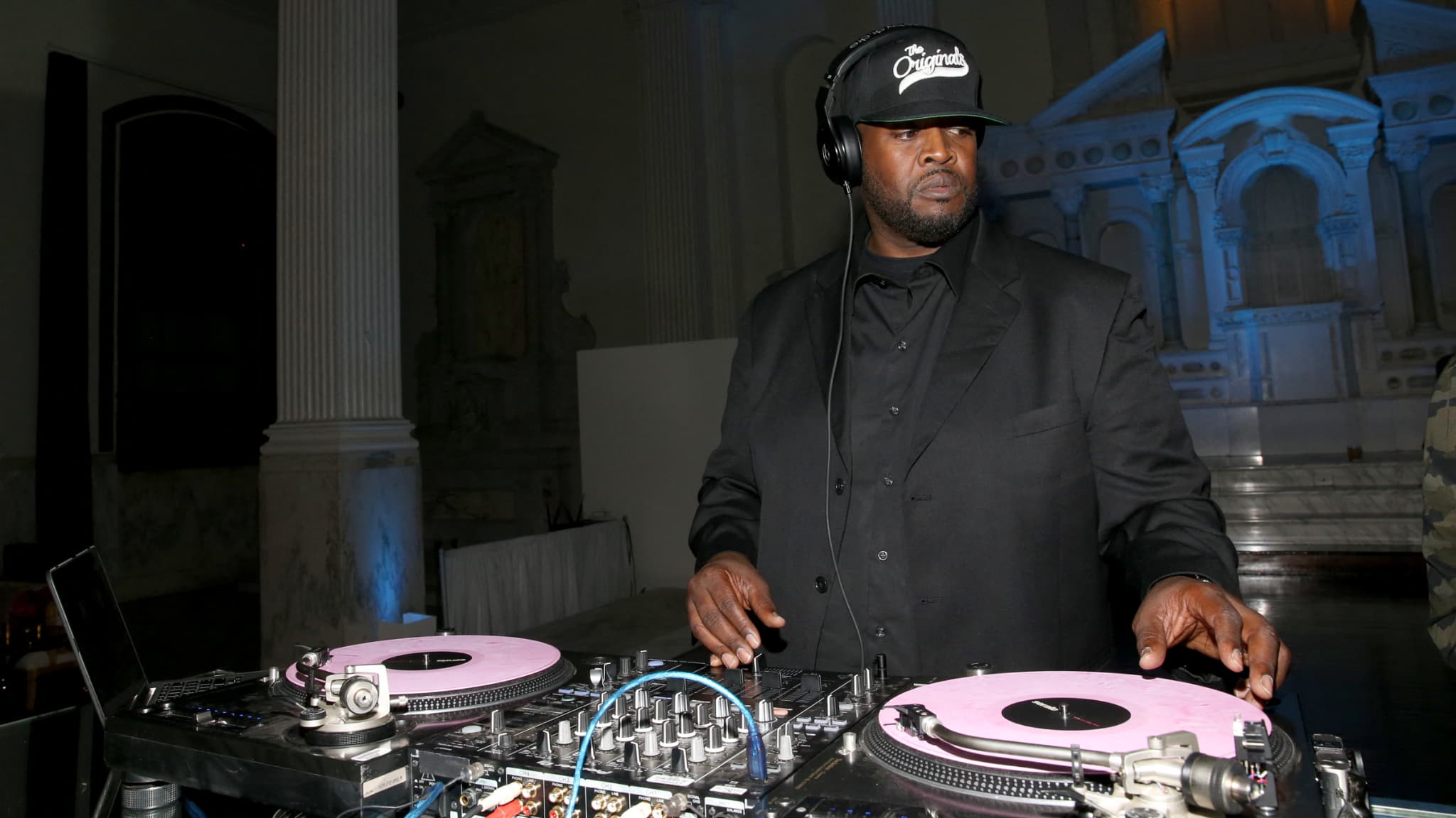 Mort du DJ Clark Kent, pionnier du hip-hop et producteur de Jay-Z et ...