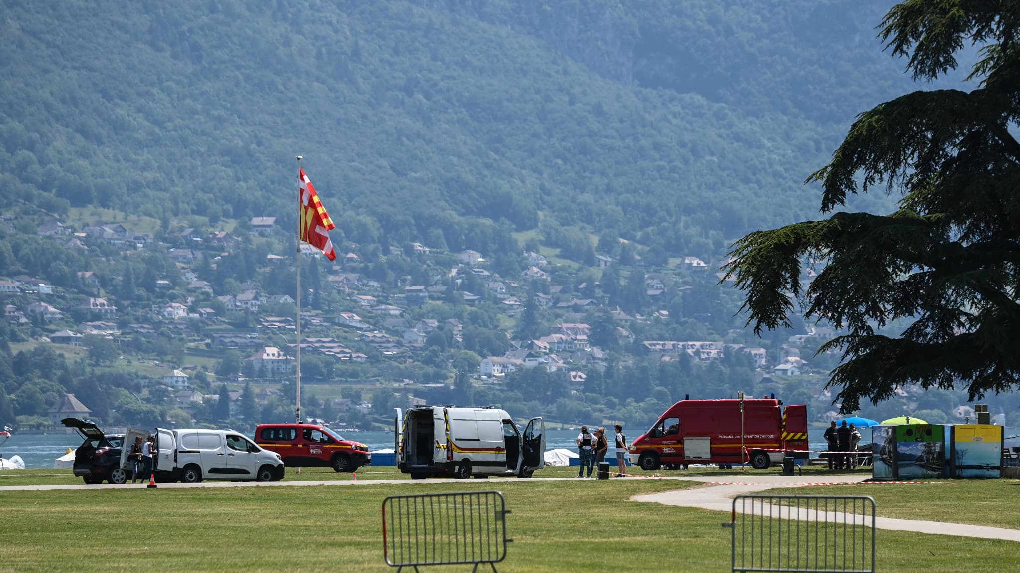 Attaque Au Couteau à Annecy Ce Que Lon Sait Des Six Victimes Dont