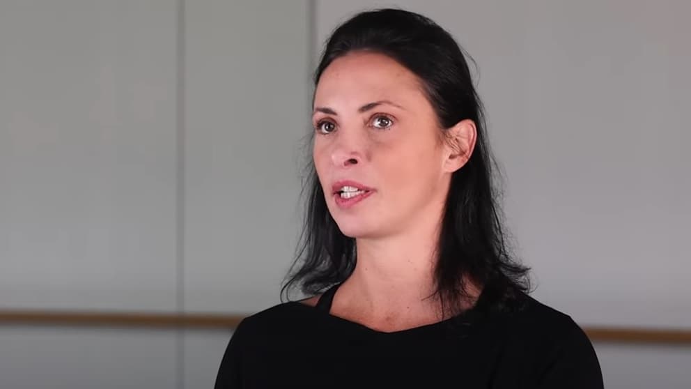 Stéphanie Romberg, ancienne Première danseuse au Ballet de l'Opéra de ...