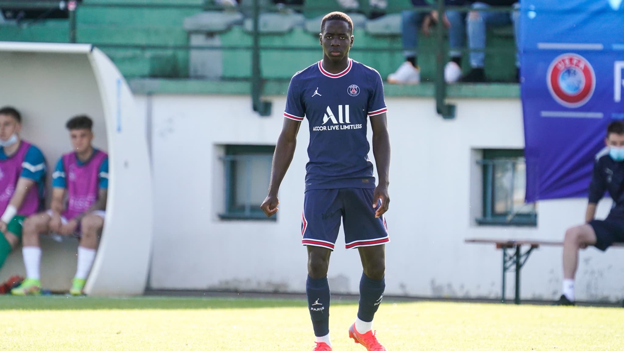 Mercato: encore un jeune de PSG courtisé par Dortmund