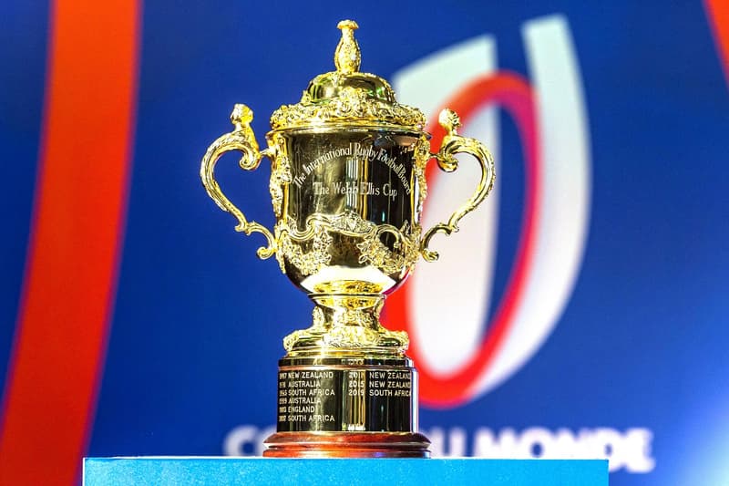 Coupe du monde de rugby: le trophée Webb-Ellis exposé au public à Menton