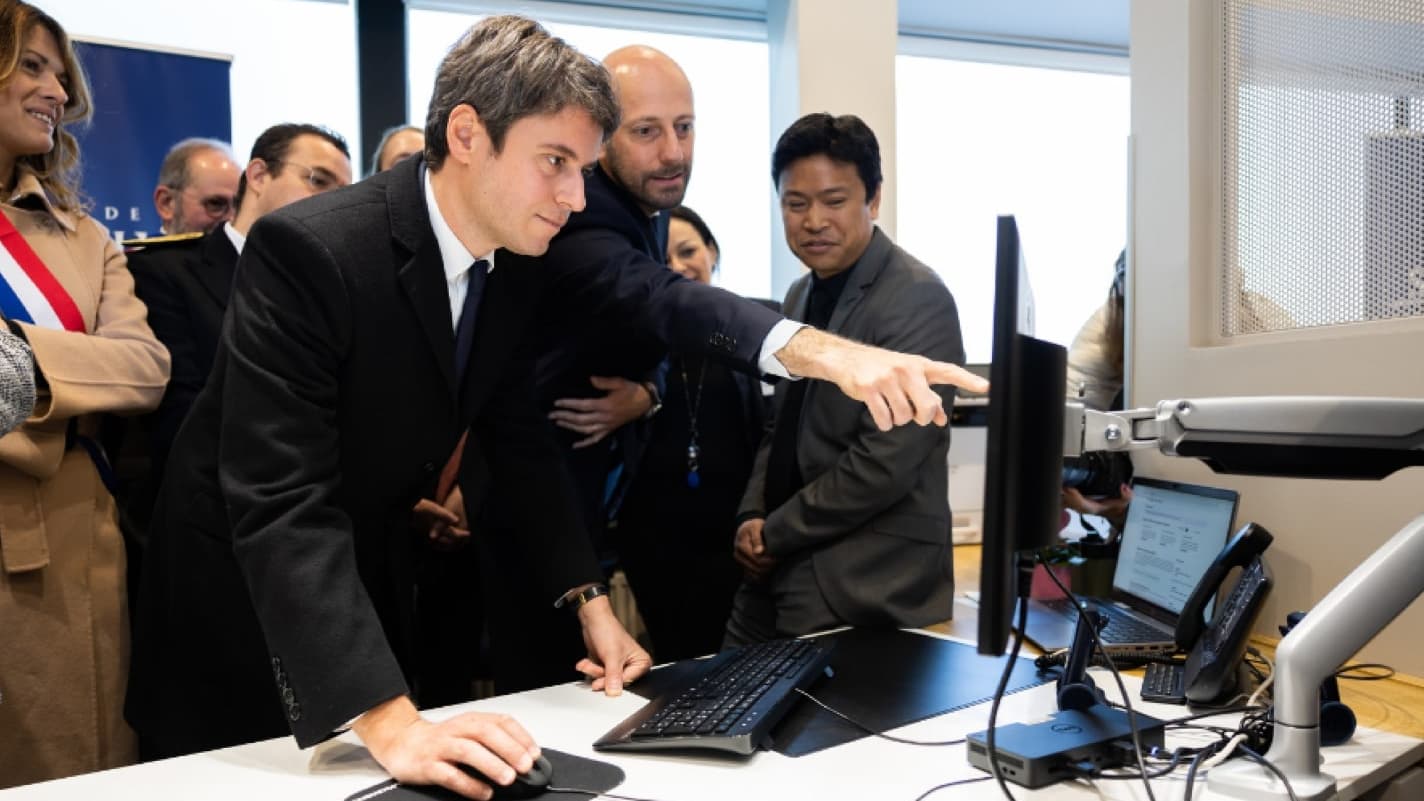 Albert s'en va: l'outil d'IA générative expérimenté à France Services ...
