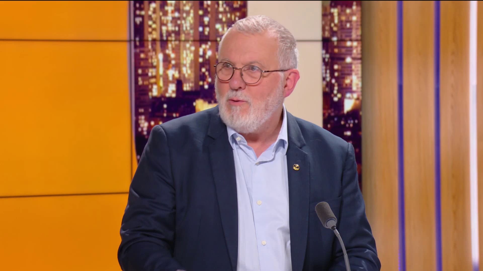 Pour le colonel Michel Goya, seules de "grandes attaques" permettront à ...