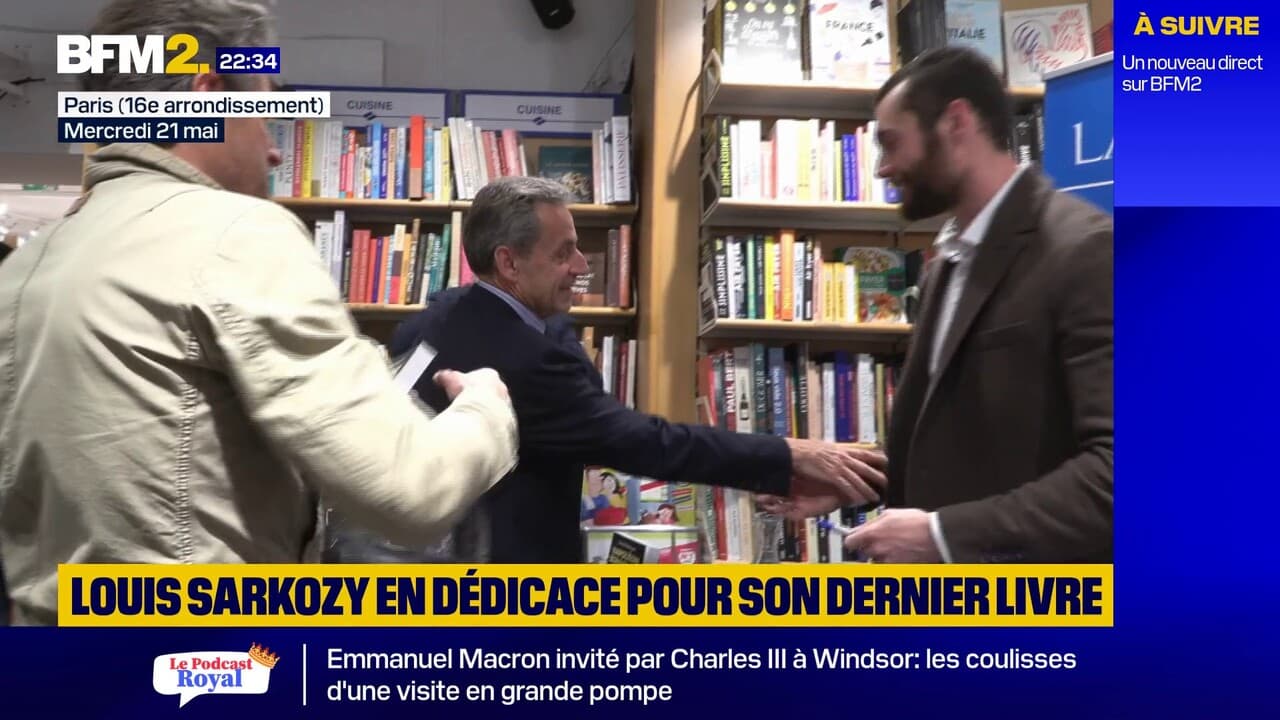 Louis Sarkozy: Nicolas Sarkozy présent lors d'une séance de dédicaces ...