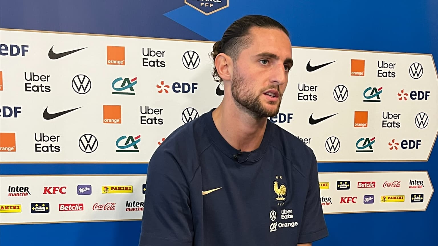 Equipe de France: sa relation avec Deschamps, son rôle de cadre avec les Bleus… Adrien Rabiot se ...