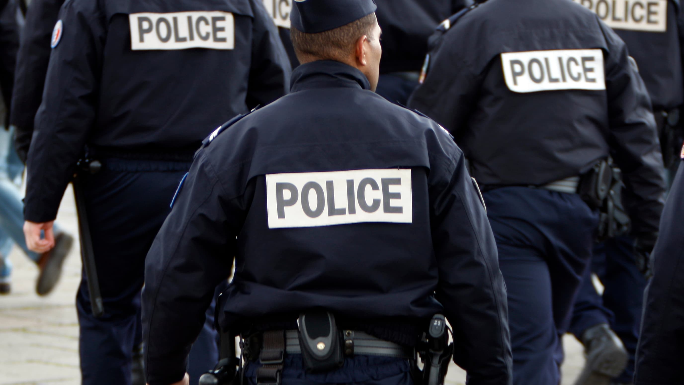 Des policiers pour remplacer les grévistes?