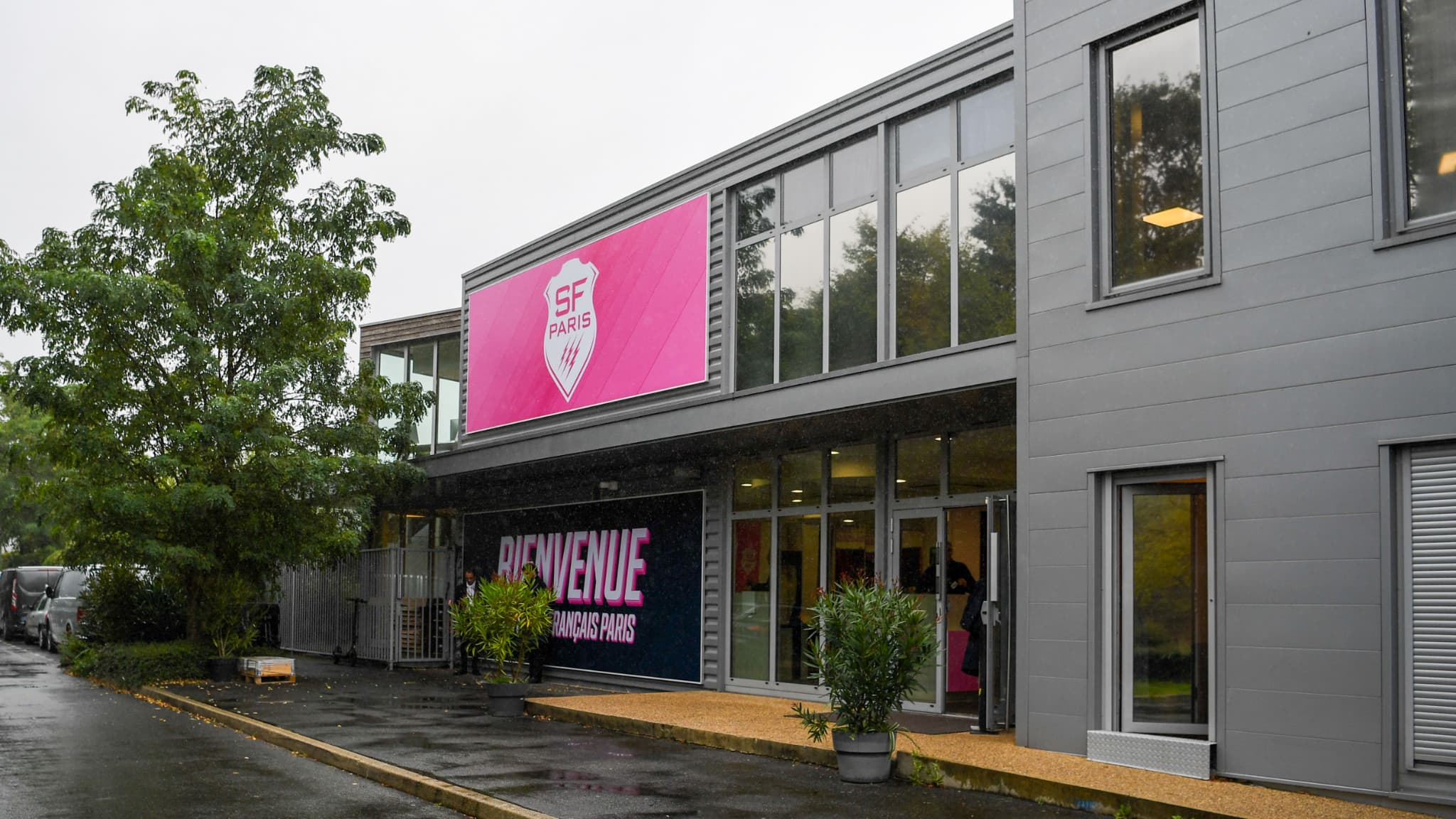 Top 14: le Stade français s'installe au Camp des Loges, ancienne ...