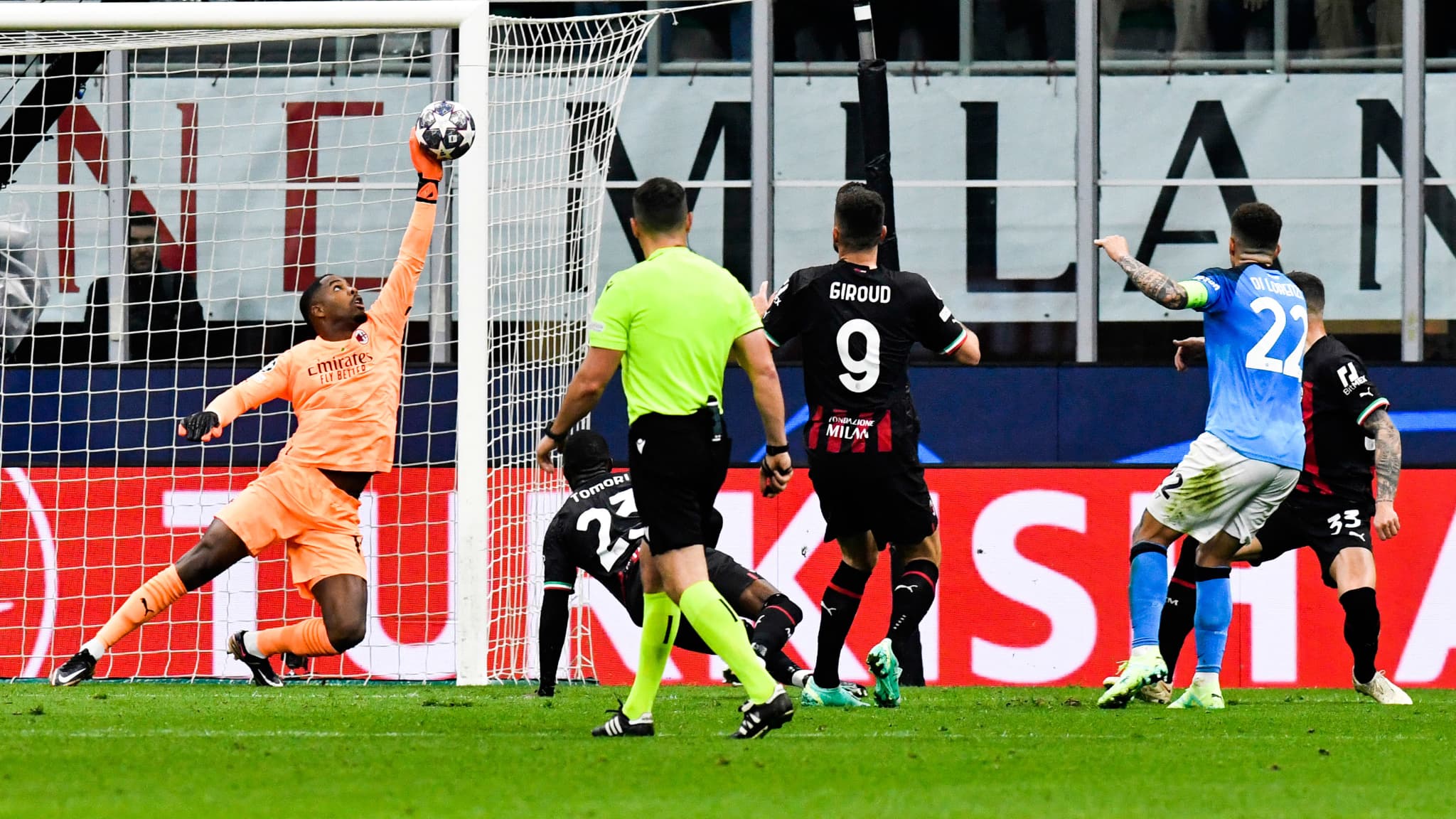 AC Milan-Naples: le nouvel arrêt exceptionnel de Maignan en fin de match