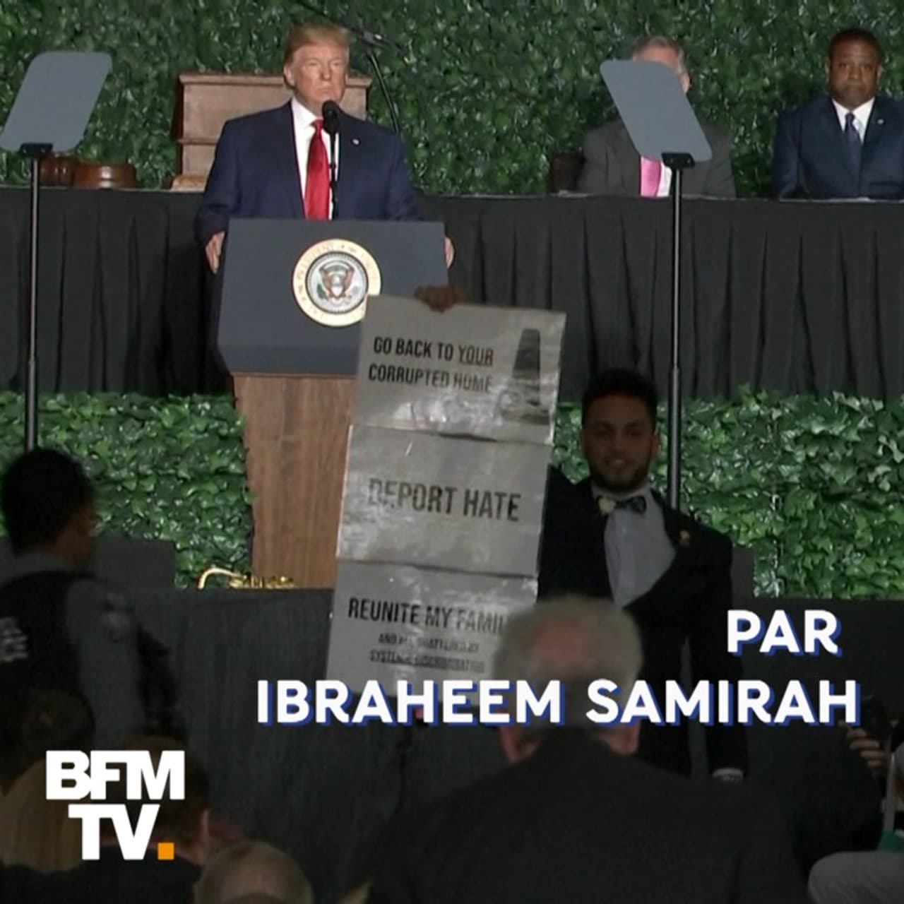 Accusé de racisme, Donald Trump se fait interrompre dans son discours ... Accusé de racisme, Donald Trump se fait interrompre dans son discours ...