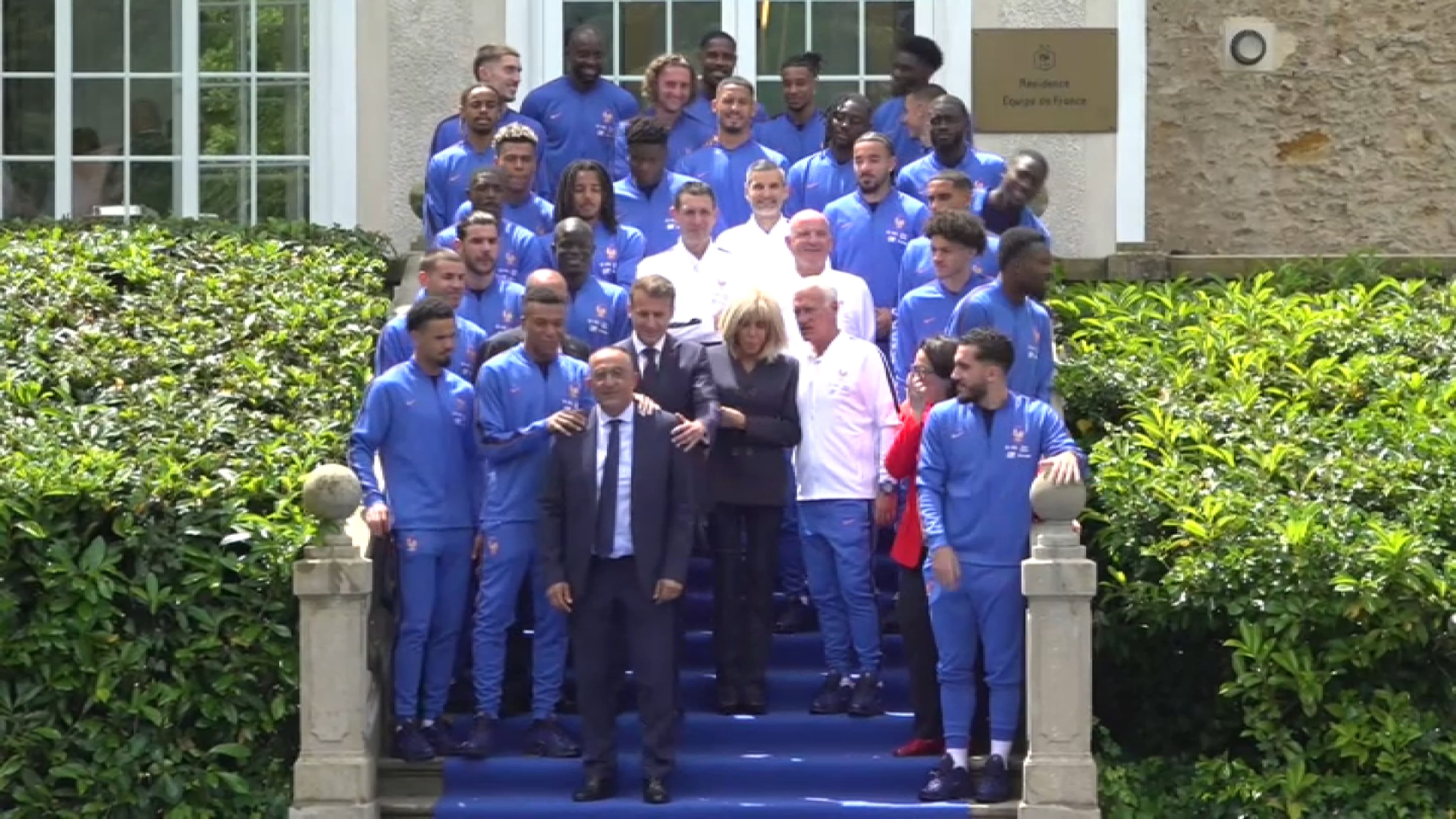 DIRECT. Coupe du monde 2026: Emmanuel Macron reçu à Clairefontaine, les ...