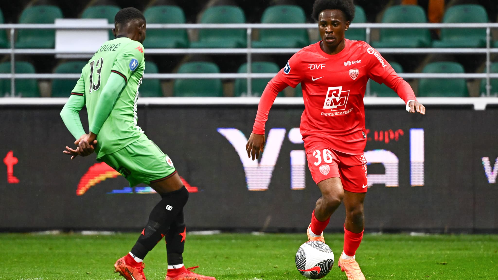 "Il excelle à tous les postes devant": Rayane Messi, le talent qui va ...