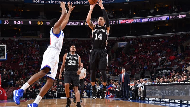 NBA-Vidéo : Les Spurs enfoncent les Sixers