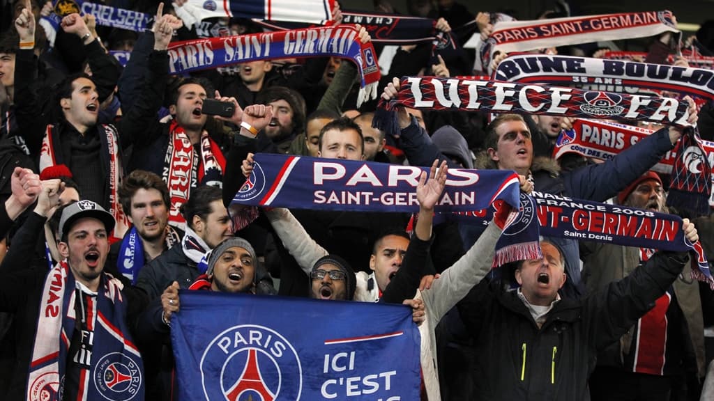 PSG : "Ici c’est Paris !", le slogan qui divise