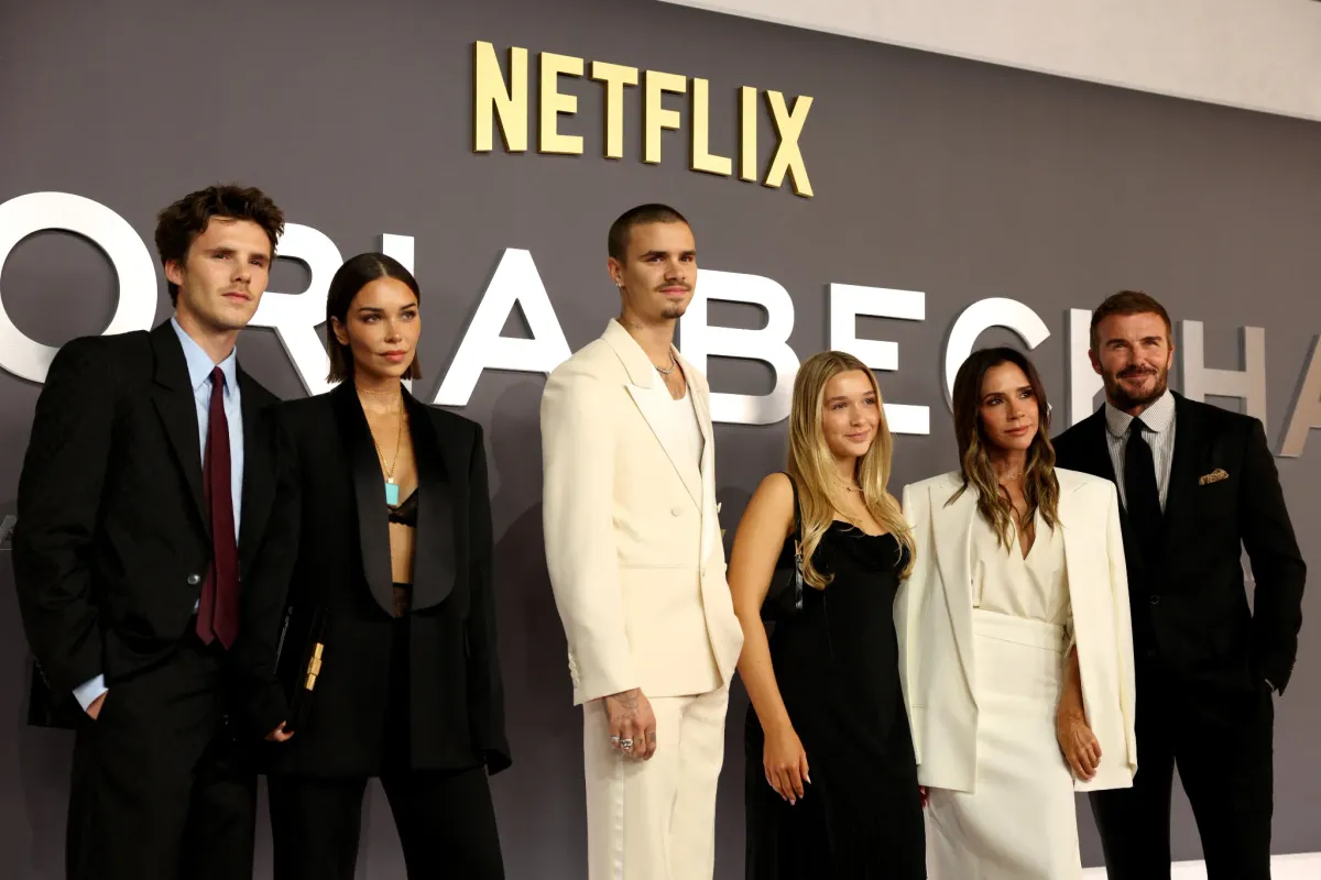 Détournements, parodies, mèmes... Comment Victoria Beckham est devenue ...