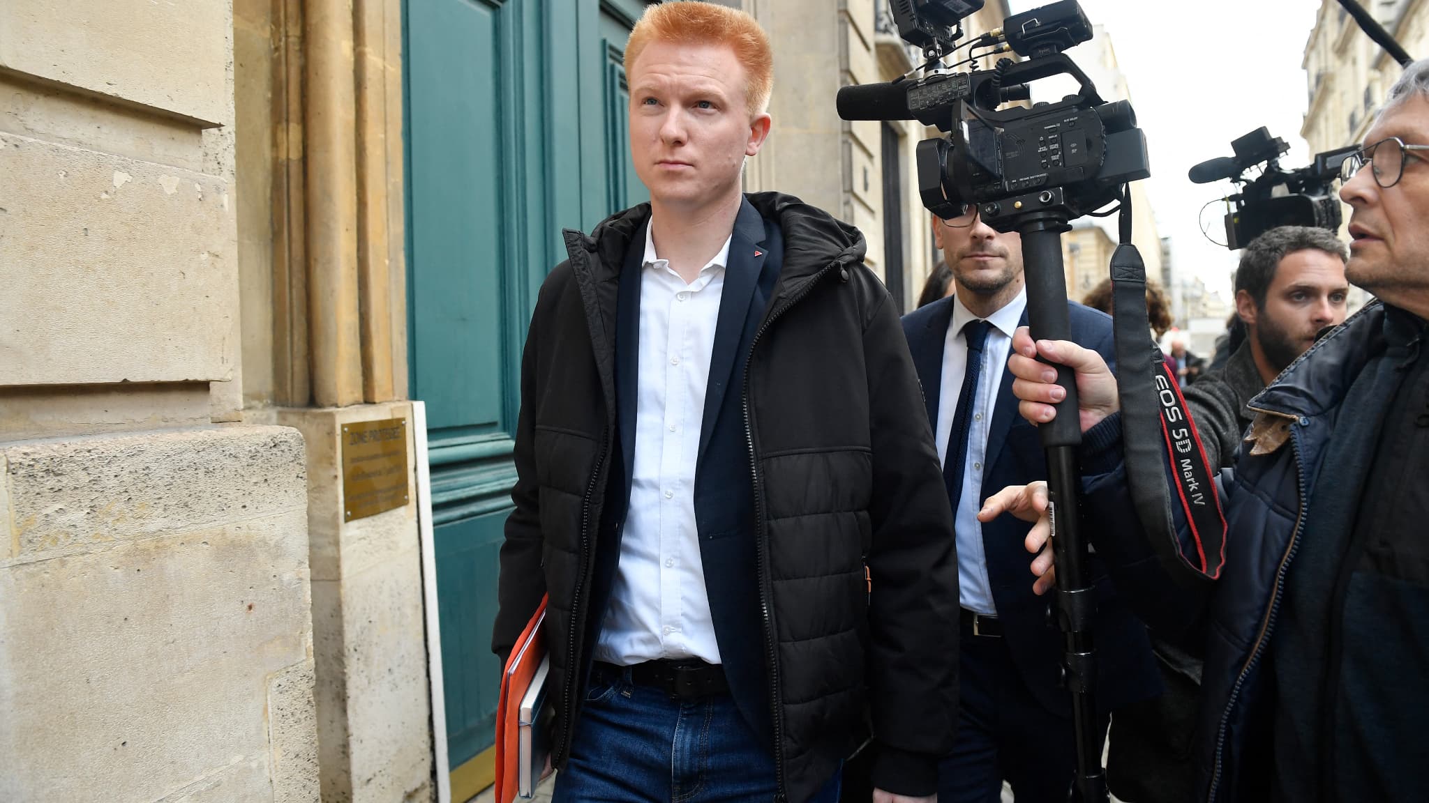 Adrien Quatennens réintégré au sein du groupe Nupes - La France insoumise