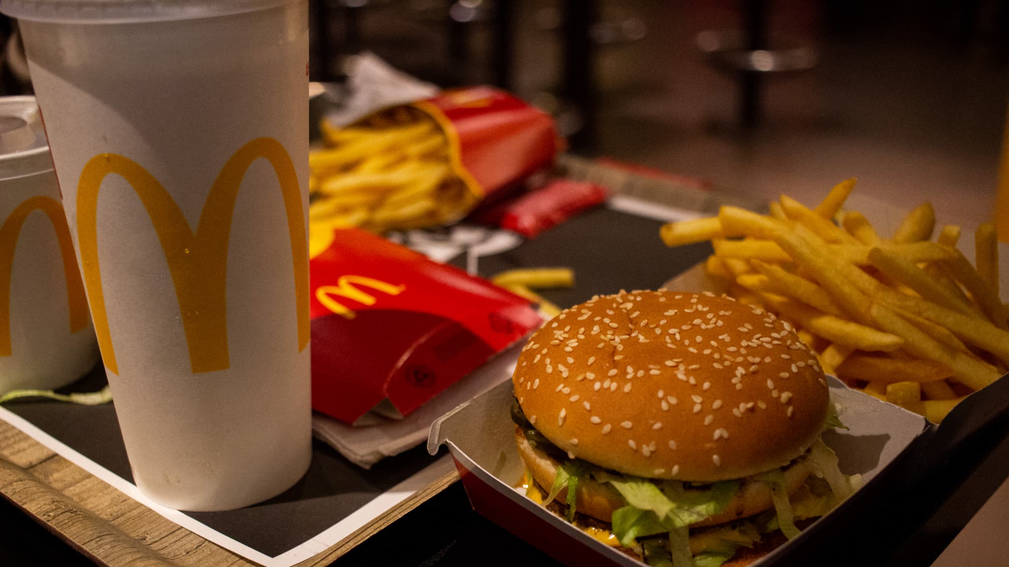 Fast-food: McDonald’s teste une "balance magique" pour en finir avec ...