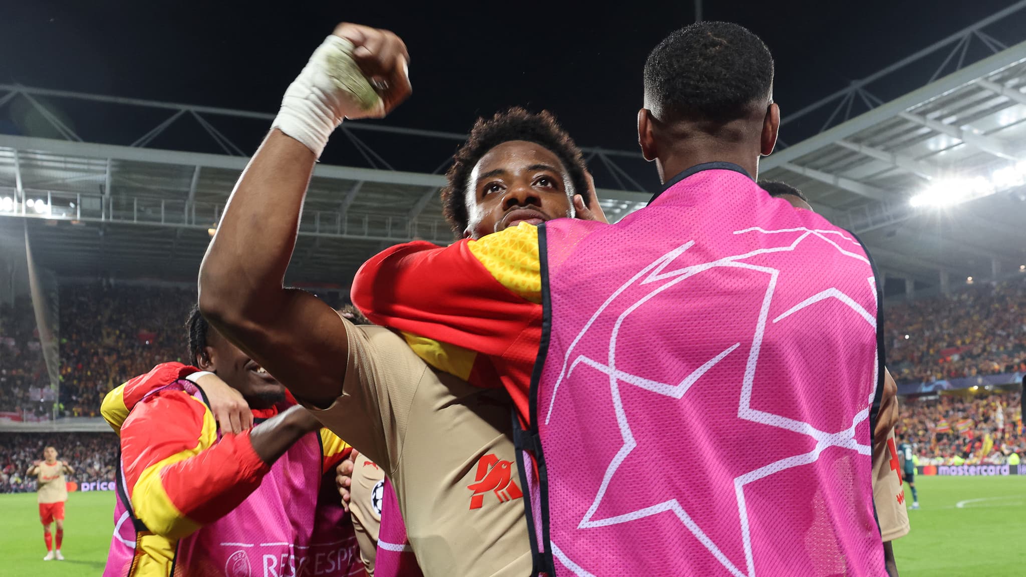 Lens-Arsenal: "Personne ne pourra nous arrêter", assure Wahi après l'exploit