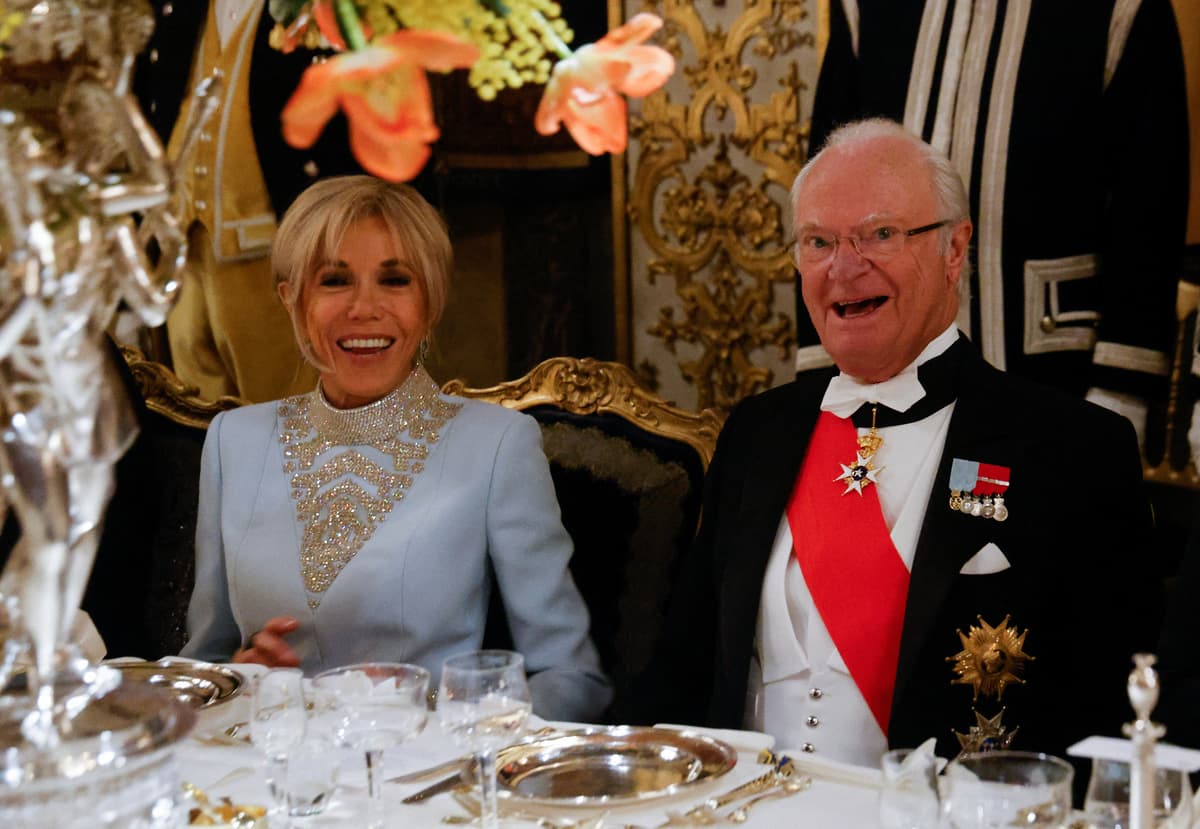 Emmanuel Macron en Suède: les images du dîner d'État avec le roi Carl XVI et la reine Silvia
