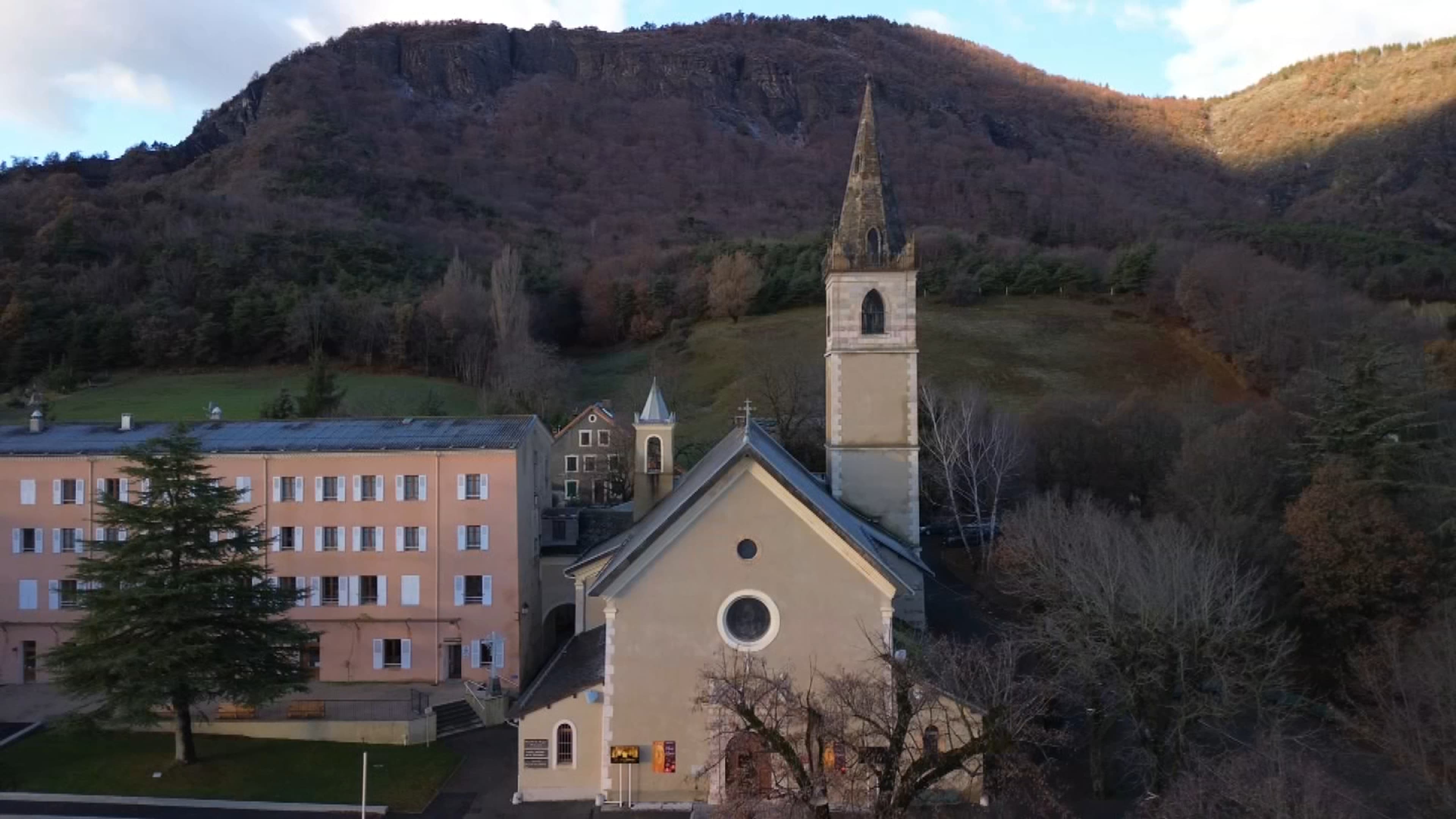 Disparition d'Émile: le sanctuaire Notre-Dame du Laus, lieu de prières ...