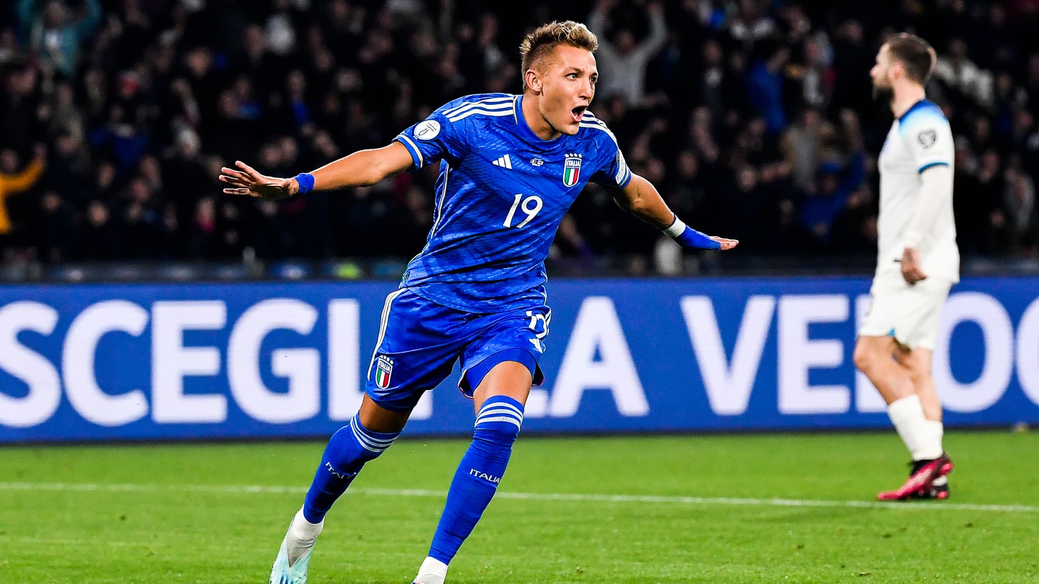 Italie-Angleterre: la "fierté" du petit nouveau Retegui, buteur pour ...