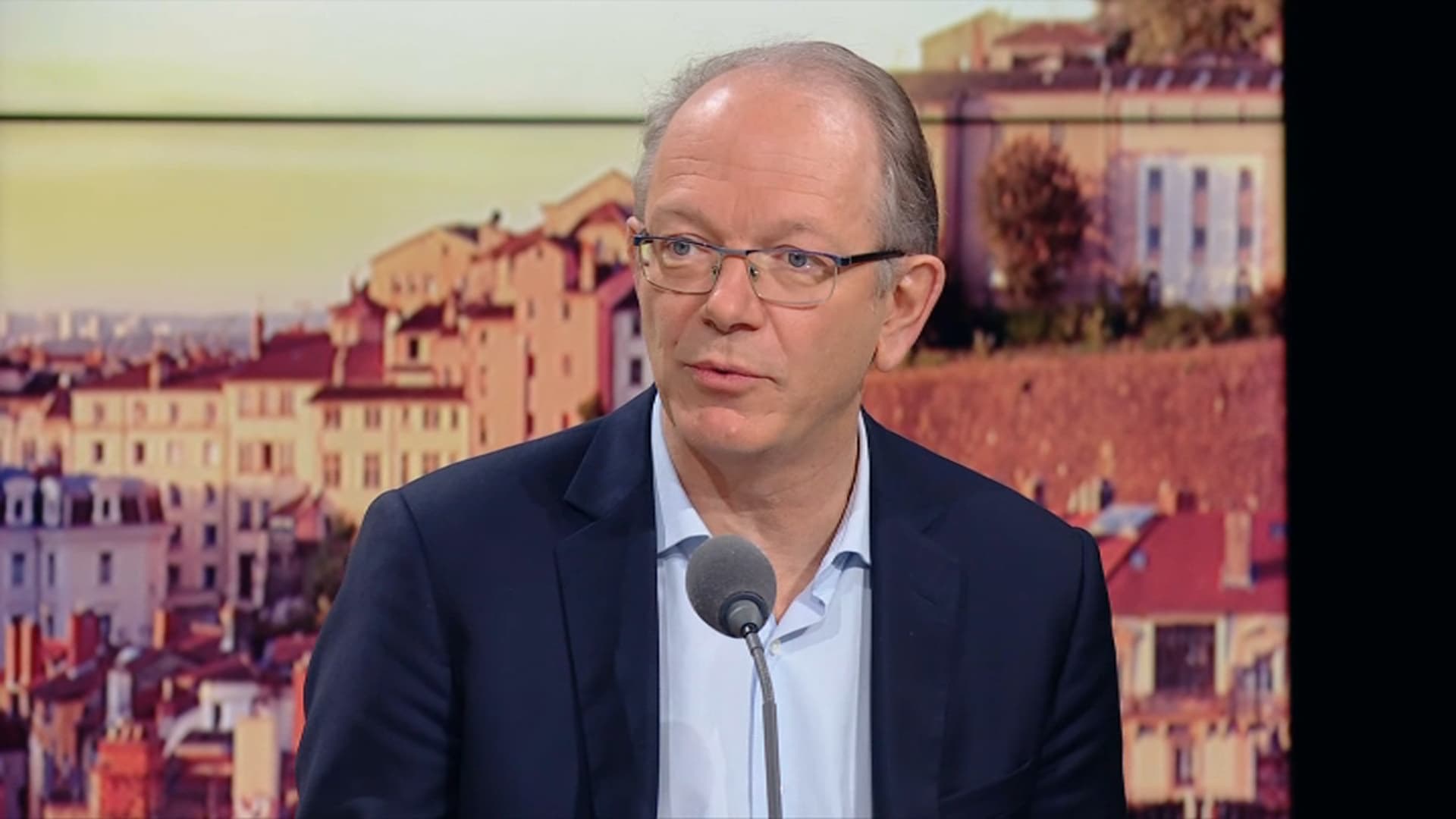 "On investirait plus": face à la pénurie de médicaments, les labos ...