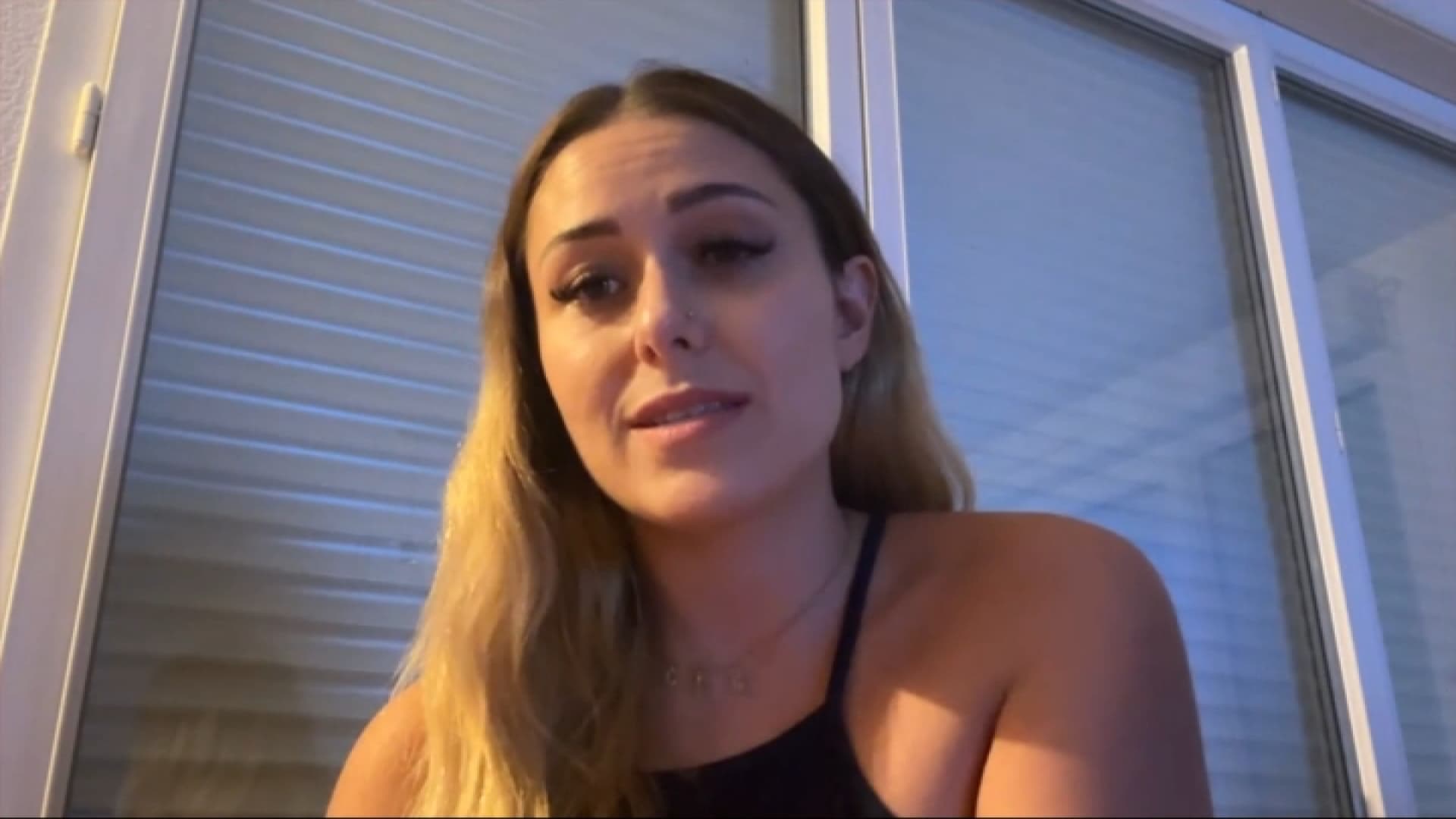 "Il me restait un morceau de placenta": Camille a porté plainte contre ...