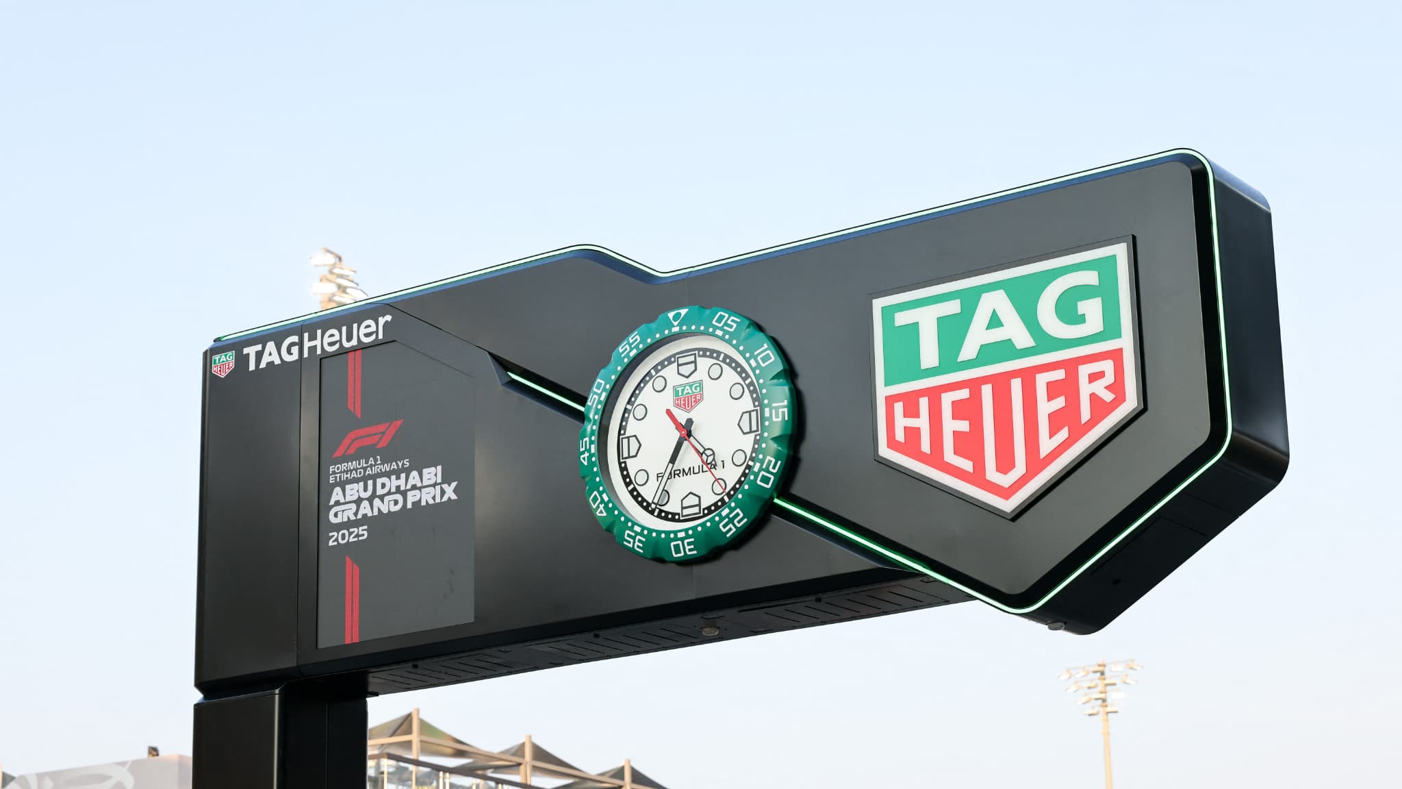 Il est parti après seulement un an et demi à la tête de TAG Heuer ...