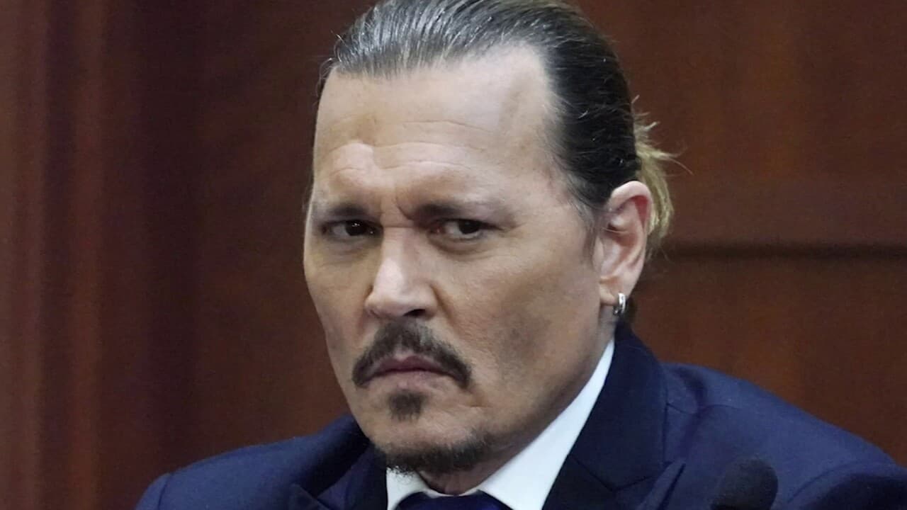 LIGNE ROUGE - Le grand déballage de la vie privée de Johnny Depp et ... LIGNE ROUGE - Le grand déballage de la vie privée de Johnny Depp et ...