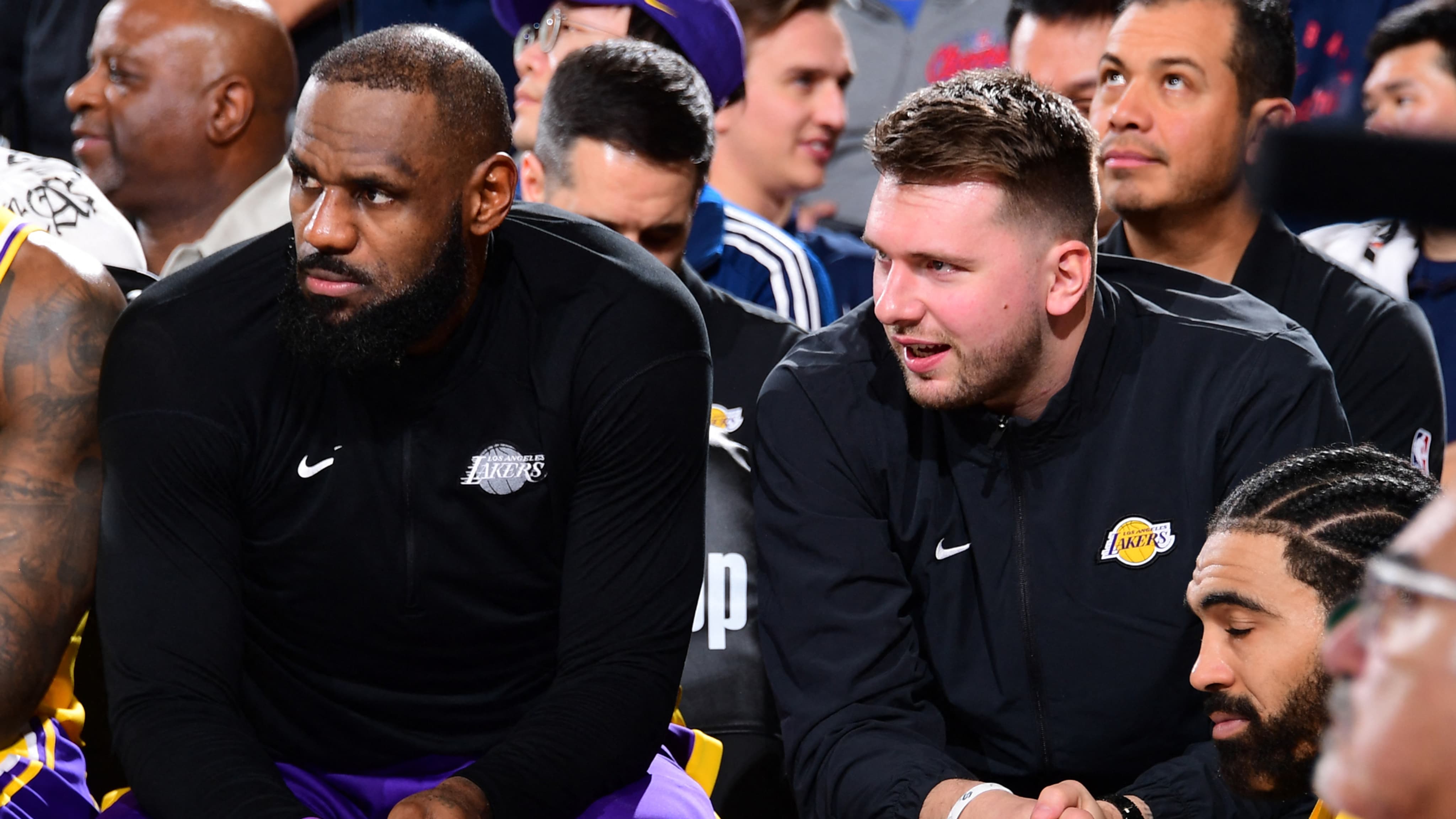 LeBron James avec Luka Doncic, les premières images du nouveau duo des Lakers qui affole la NBA