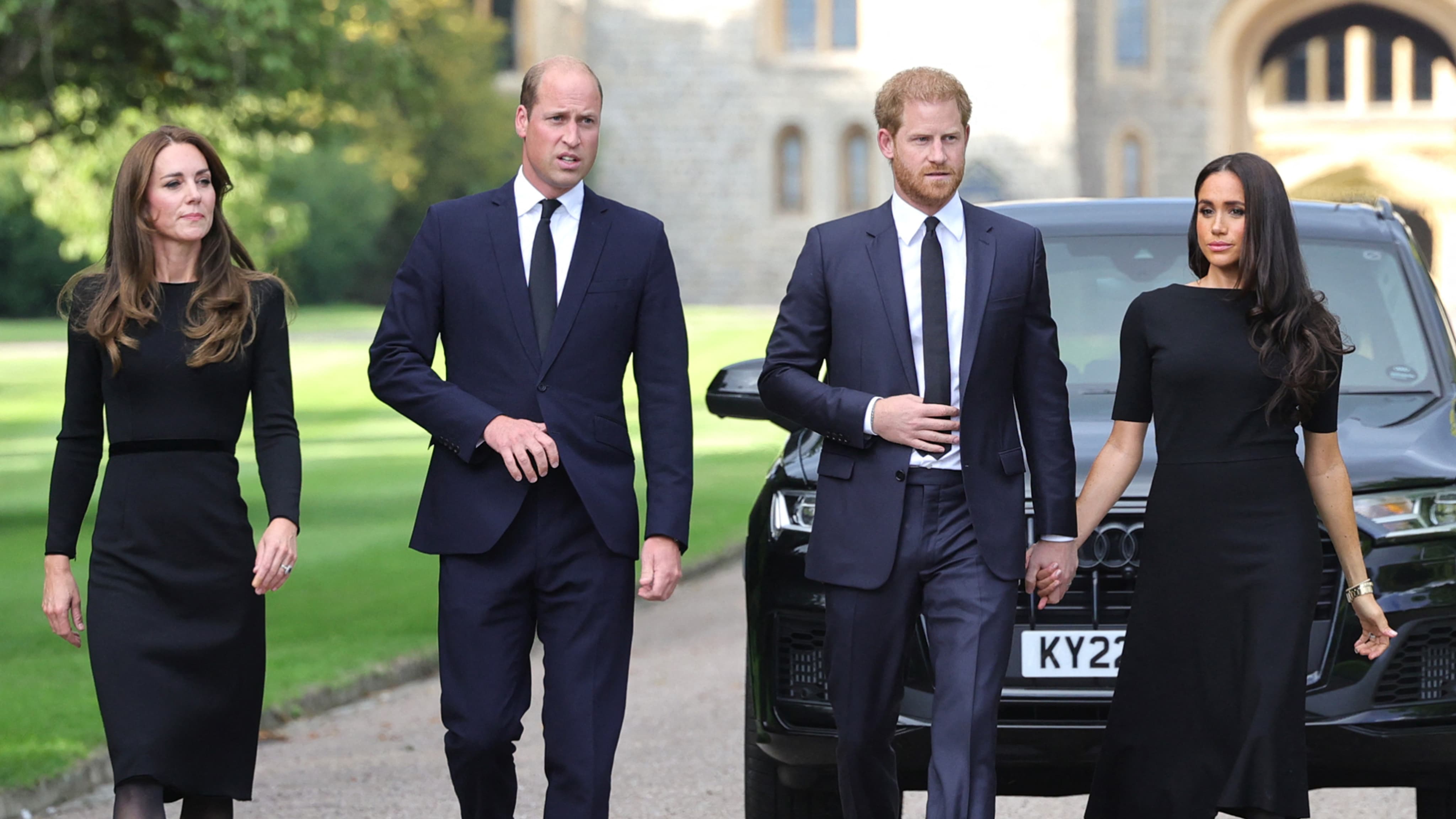 Le prince Harry tente un (discret) retour dans le giron de la famille ...