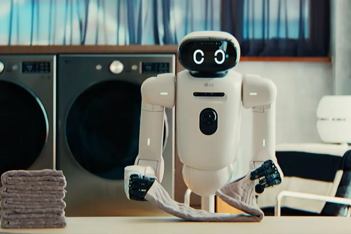 CES 2026: entre Wall‑E et le Robot Sauvage, le nouveau robot domestique ...