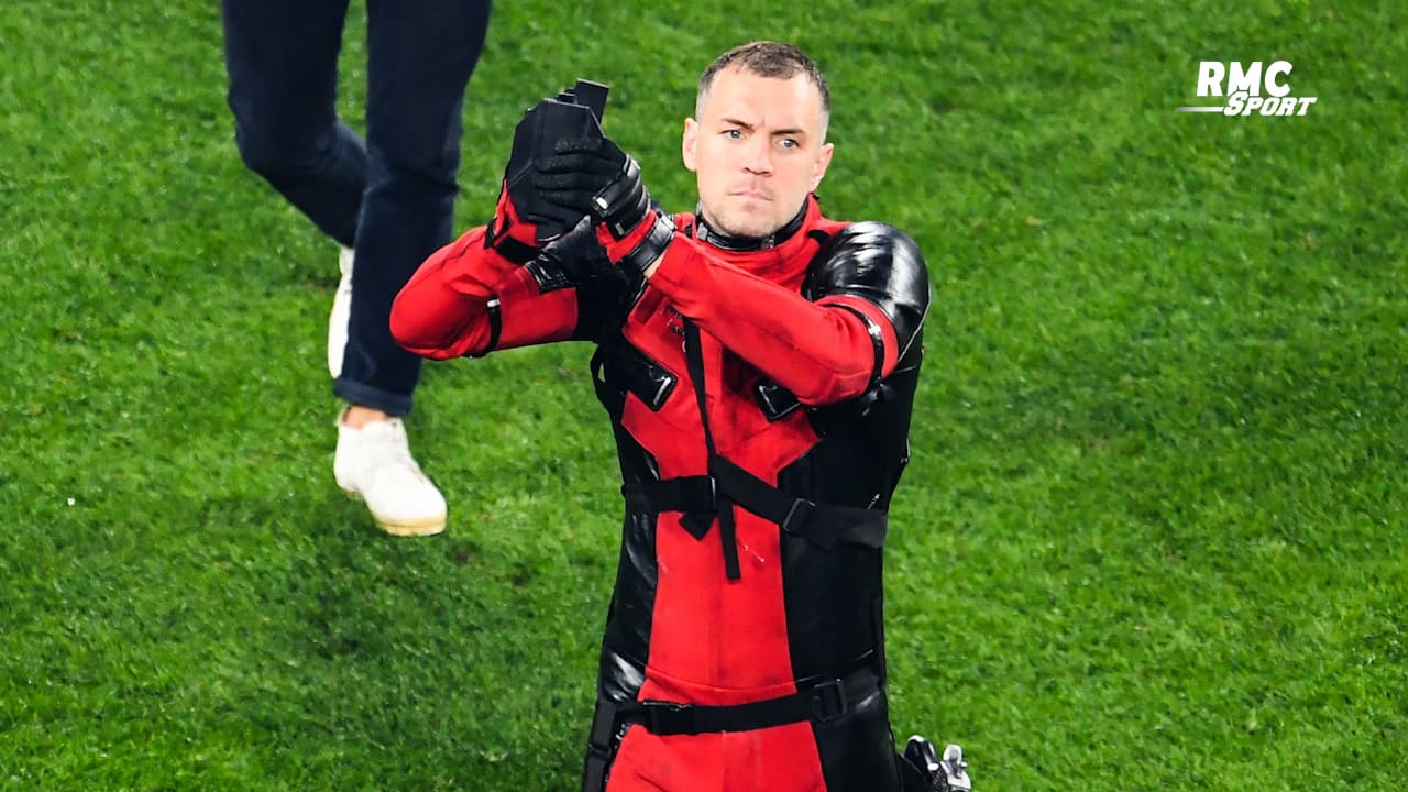 Russie : Dzyuba se déguise en Deadpool pour fêter son titre, Reynolds ...