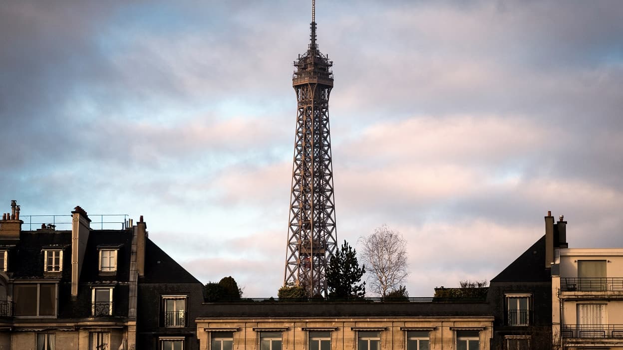 Le sommet de la Tour Eiffel fermé jusqu’au 1er février