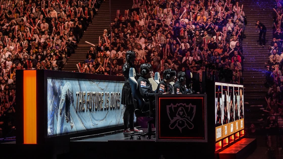 Esport: FPX remporte la finale de League of Legends