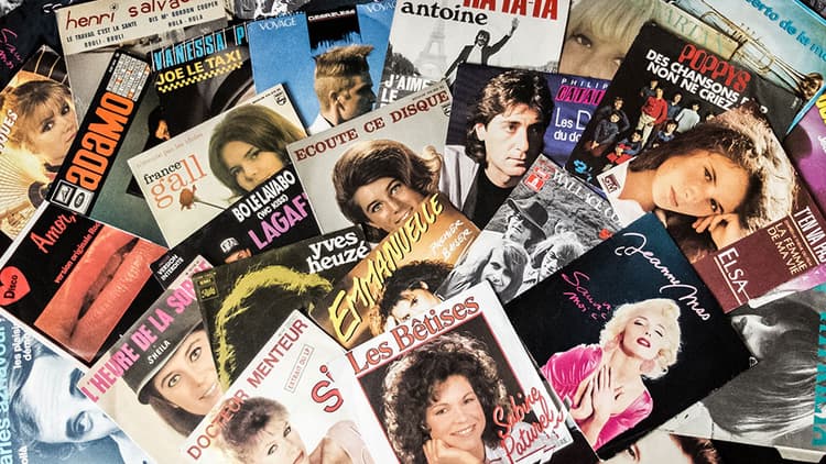 Musique: les albums sortiront désormais le vendredi dans le monde entier