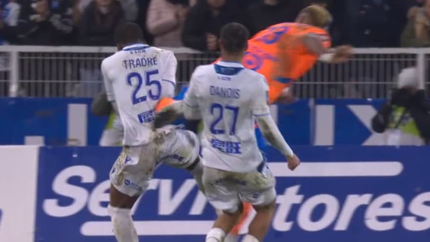Non penalty sur Merlin, rouge de Cornelius: ces deux décisions d ...