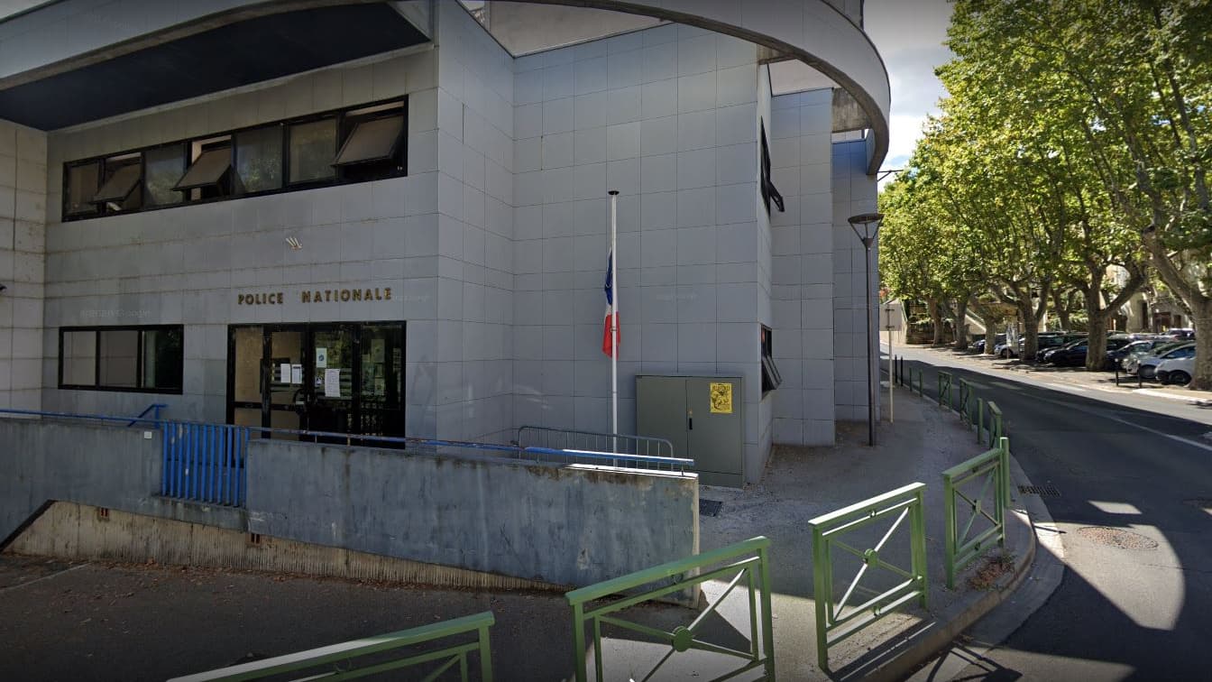 Manosque: un octogénaire victime d'un vol à l'arraché, un homme ...